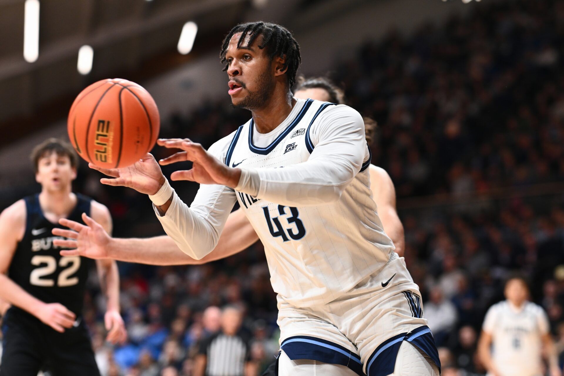 Why Did Eric Dixon Go Undrafted? Breaking Down the Ex-Villanova Star's ...