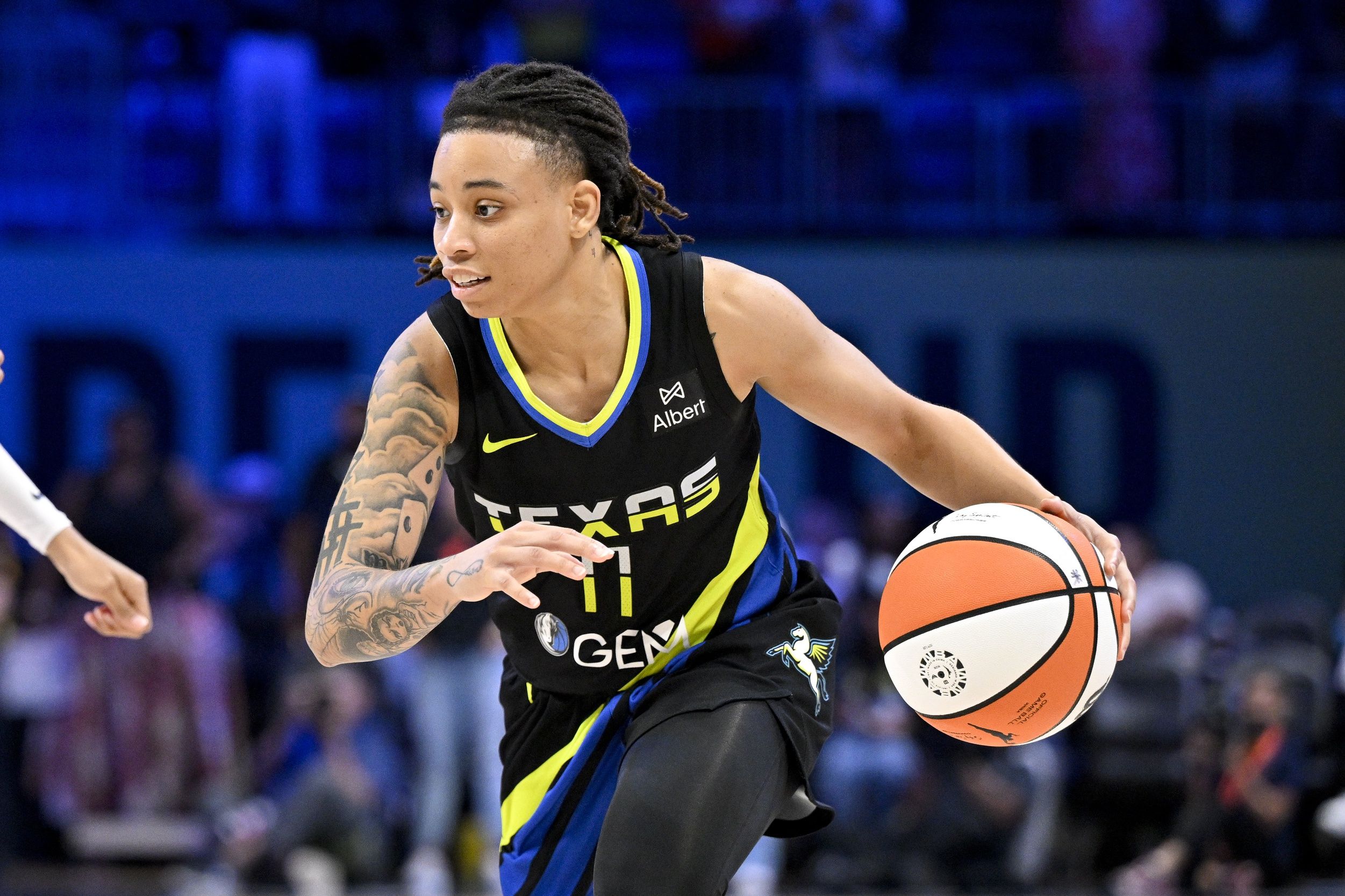 Wings' JJ Quinerly is Grateful for Paige Bueckers' Support as Star ...