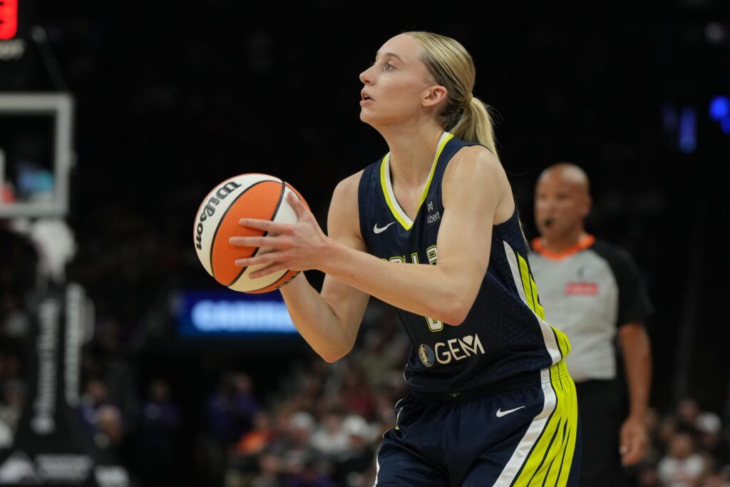 Paige Bueckers Rocks Iconic Devin Booker Kicks For Wings-Mercury Clash ...