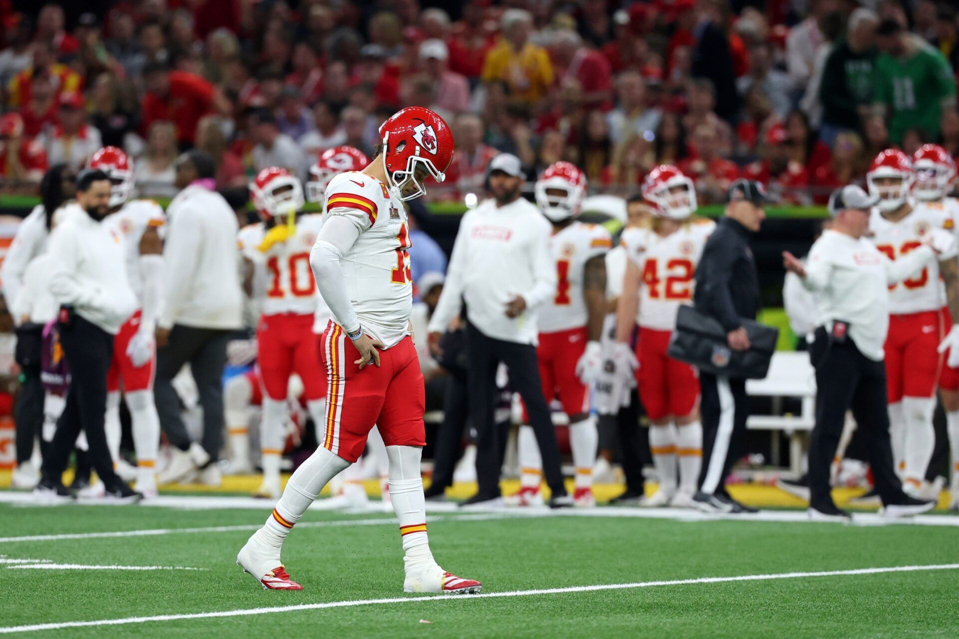 Patrick Mahomes’ Trainer Fires Back at Kansas City Radio Host for ...