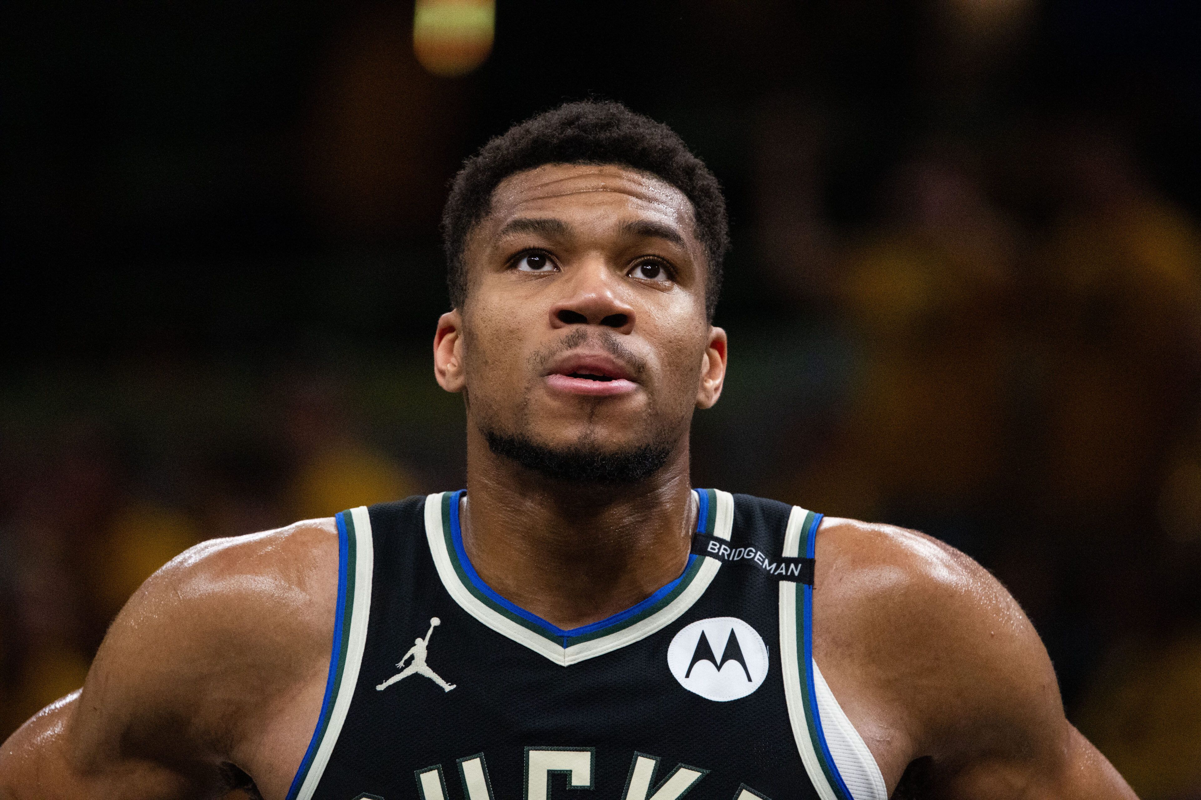 2-Time NBA Champion Shockingly Claims Bucks Should Cut Ties With Giannis Antetokounmpo Amid ...