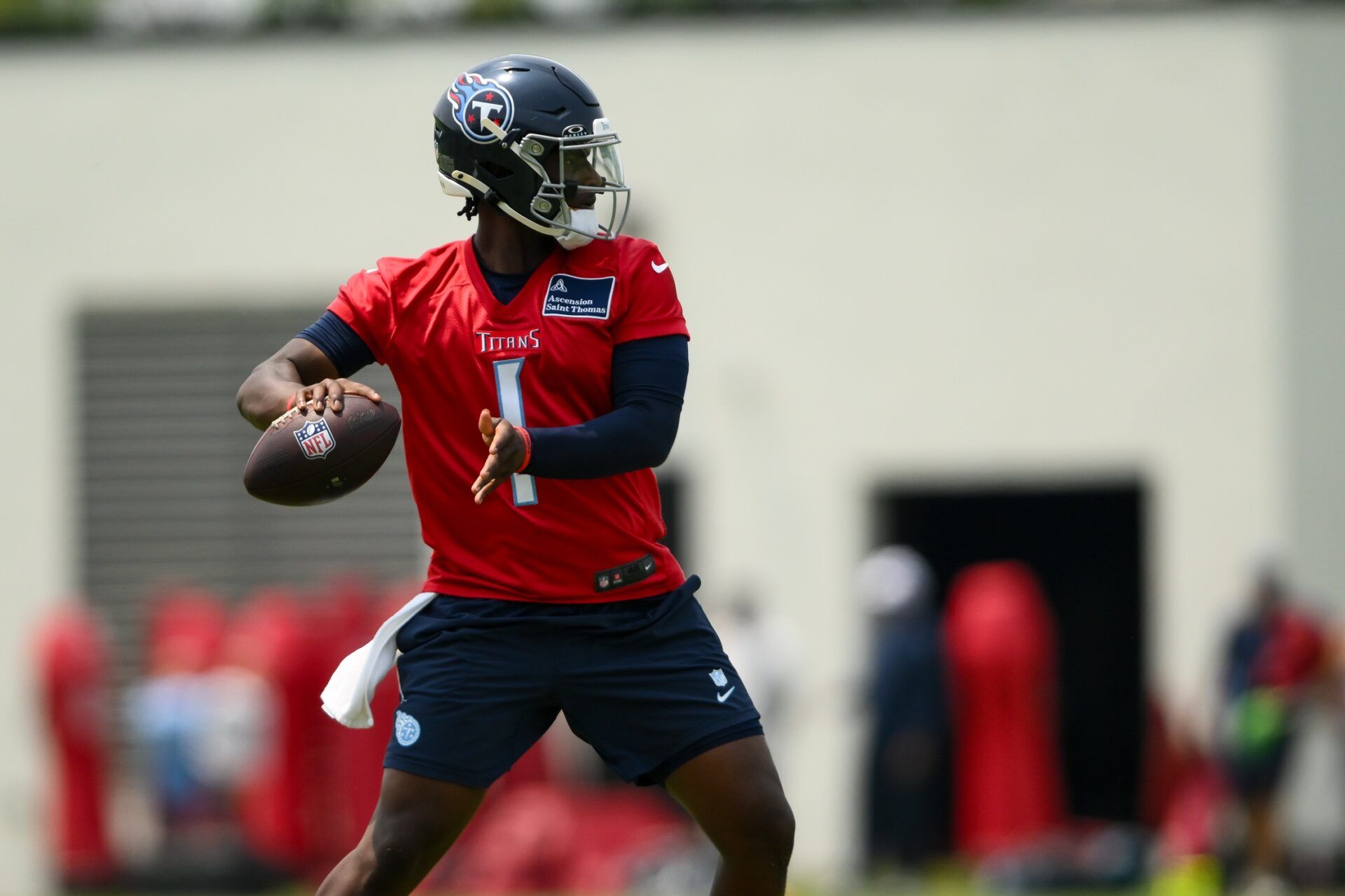 'This Is Not a Knock Against Shedeur' — Ex-NFL Safety Breaks Down How ...