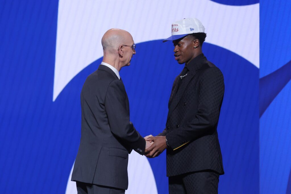 What Happened to VJ Edgecombe? Latest Injury Update on 76ers Rookie ...