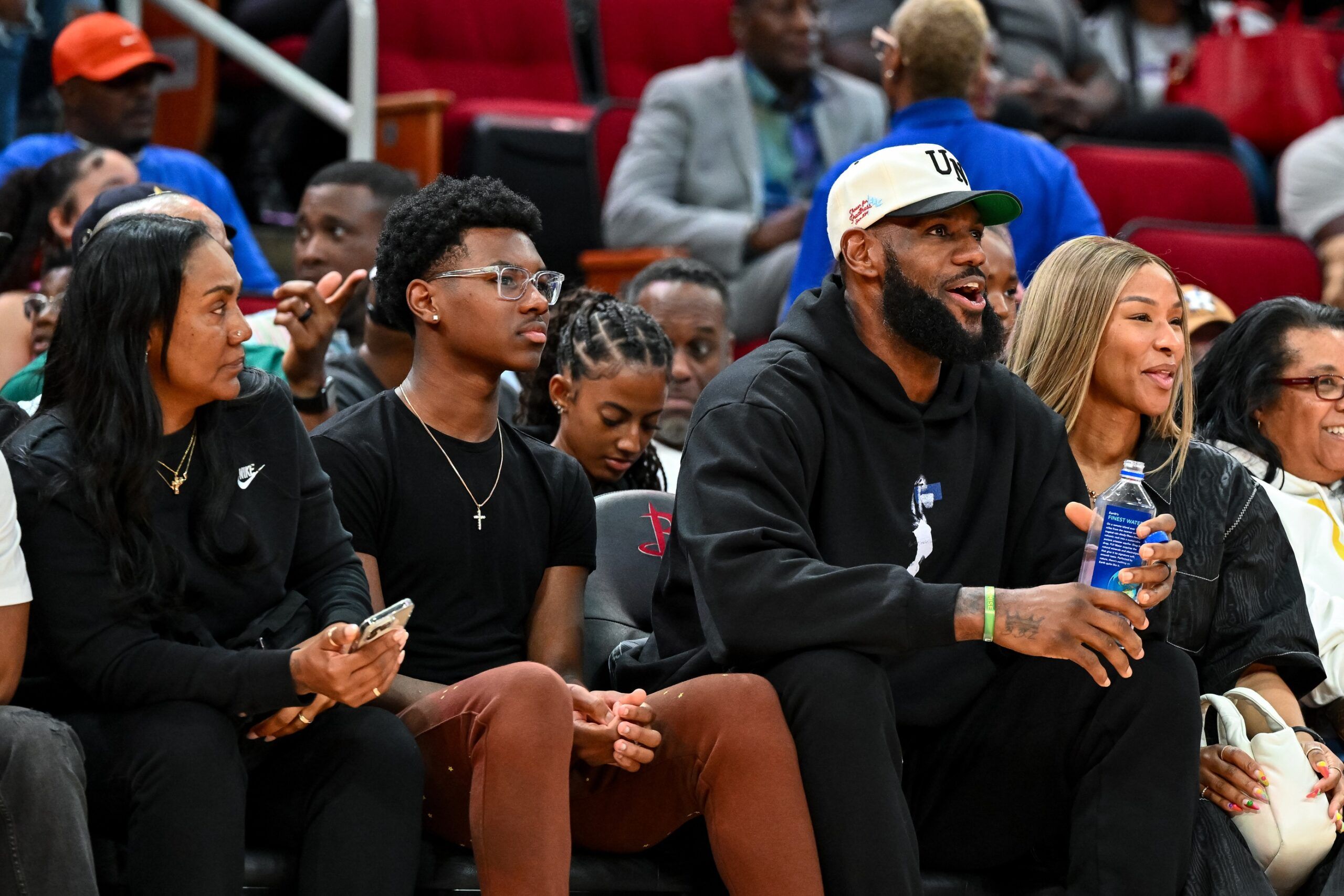Bronny James' Family Pull Up Courtside to Support Young Lakers Star's ...