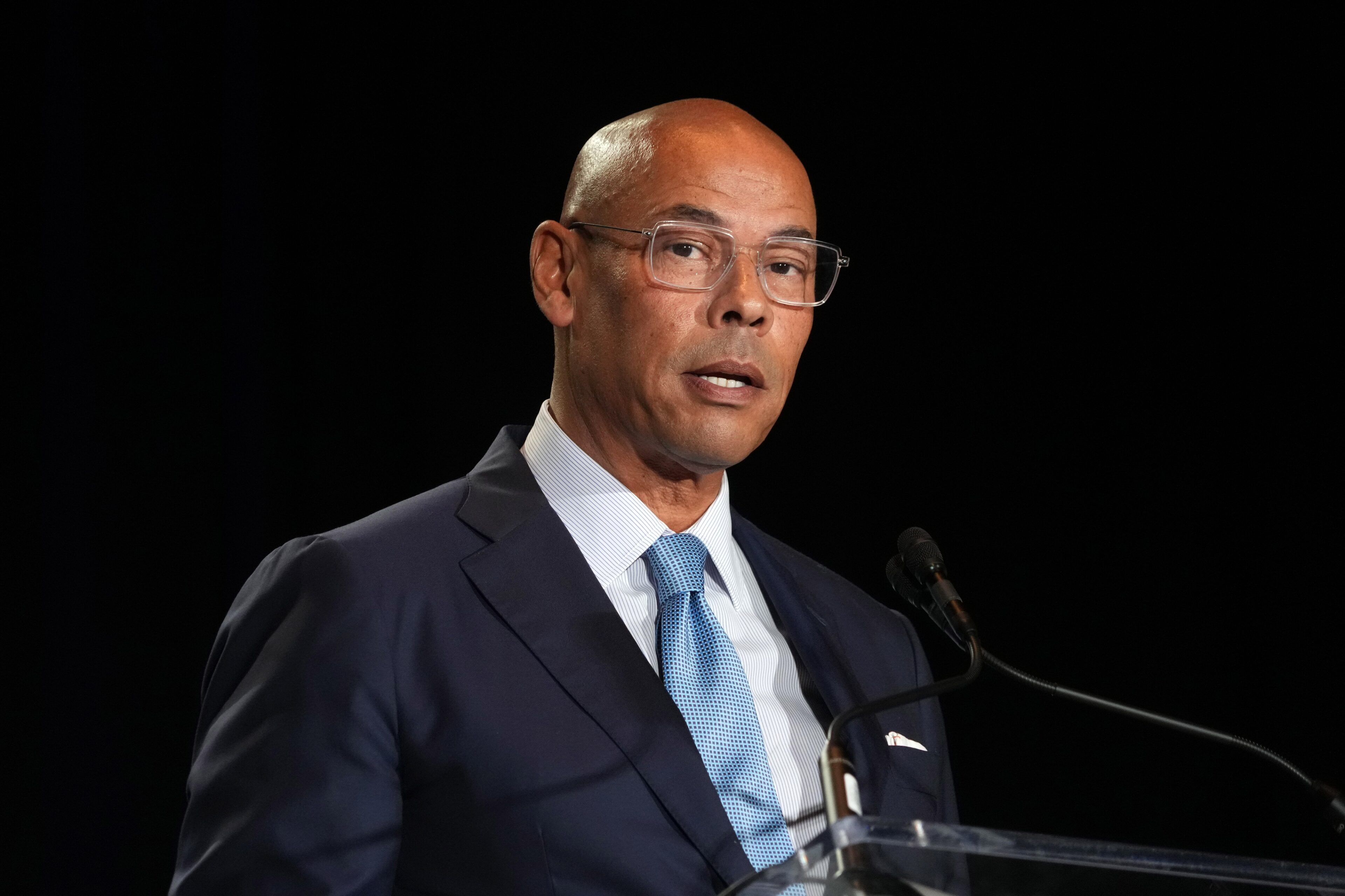 NFLPA Executive Committee Breaks Silence on Lloyd Howell’s Future Amid ...