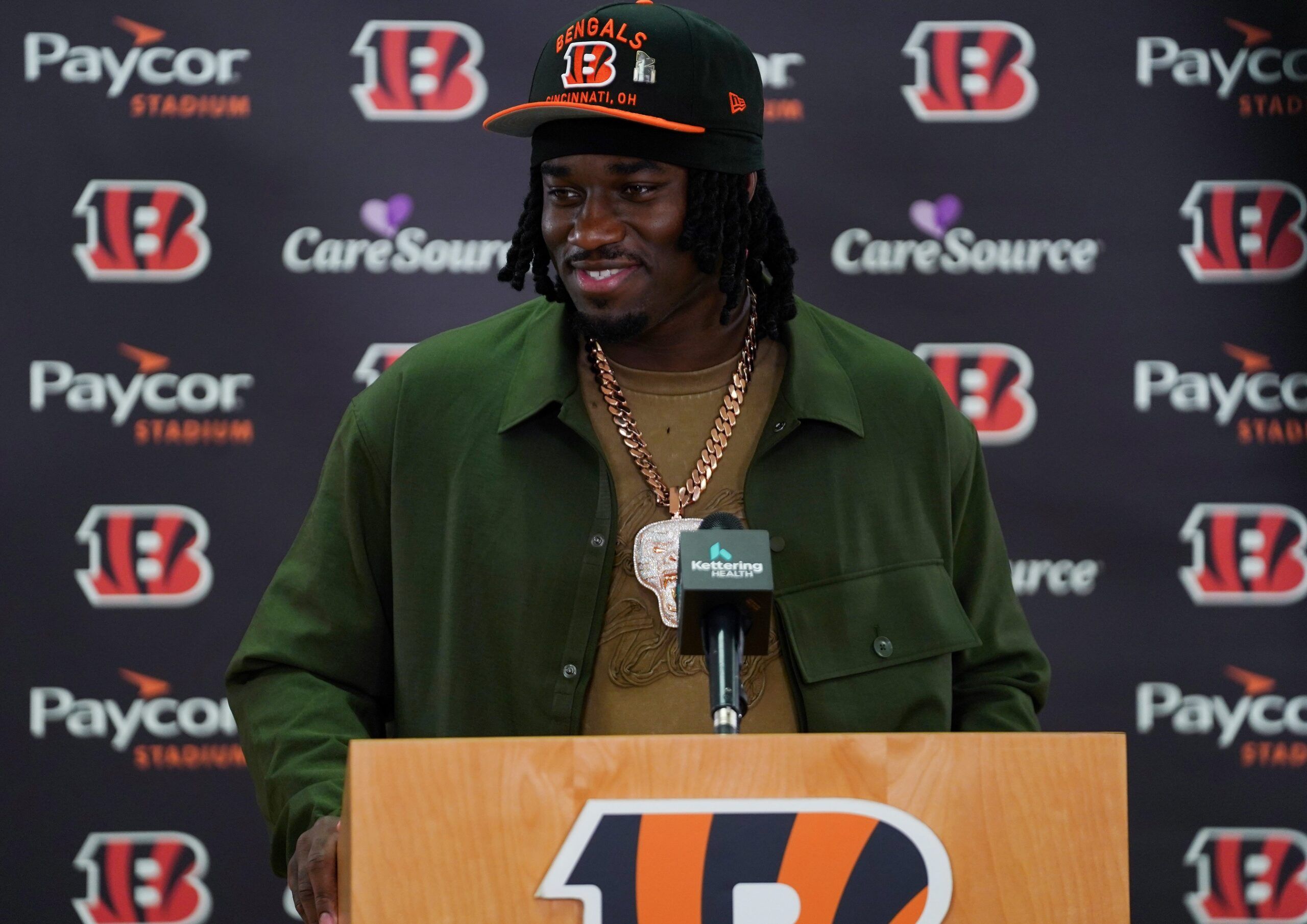 NFL Analyst Hints at Shemar Stewart Taking Bold Step Amid Contract ...