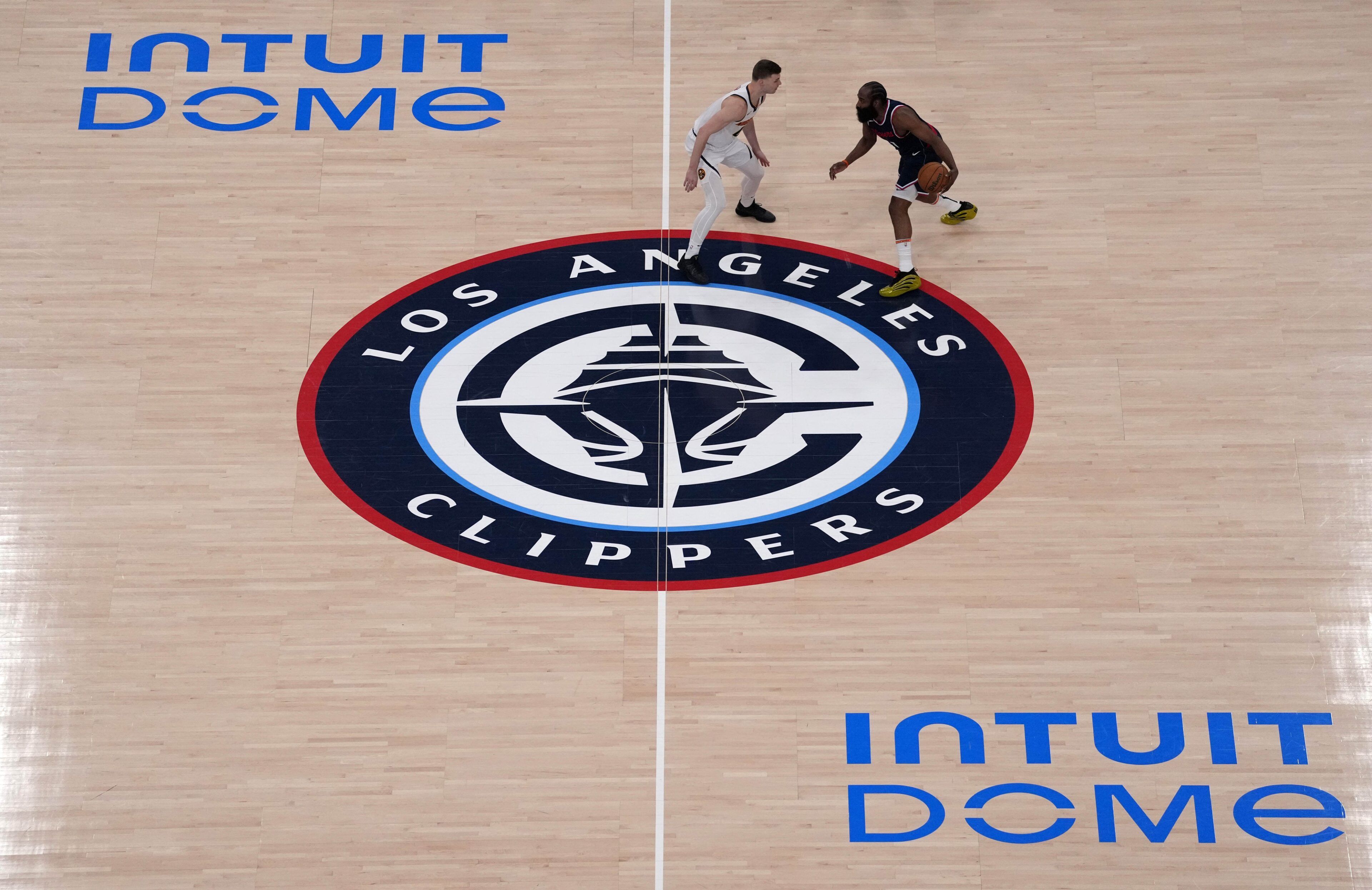 Clippers Sign 12-Time NBA All-Star in Feel-Good Reunion As Los Angeles ...