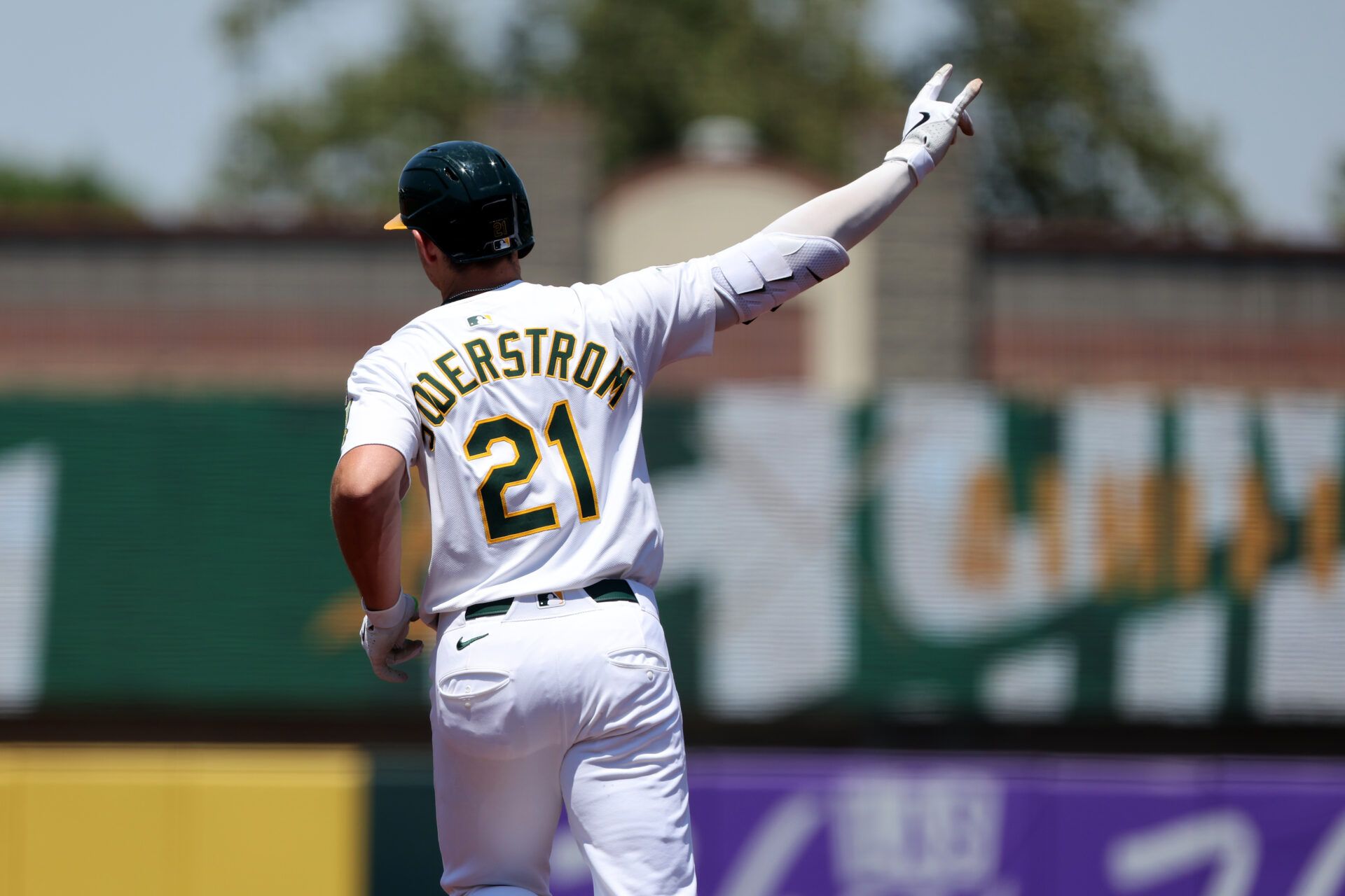 A's Tyler Soderstrom Sizzles, But Why Are 68% of Fantasy Managers ...