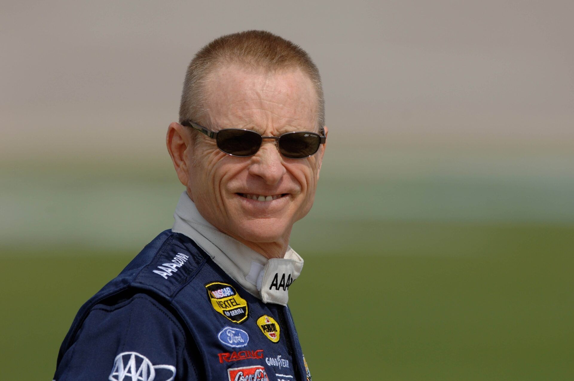 Veteran Journalist Rips NASCAR’s Playoff Format in Scorching Defense of Mark Martin’s Legacy