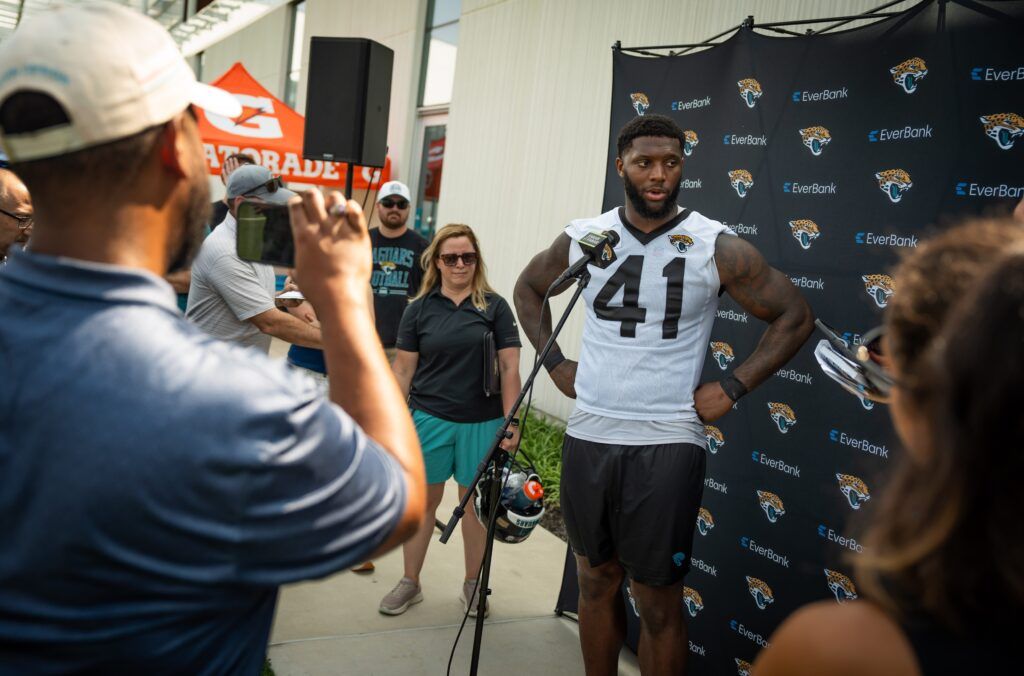Jaguars Star Josh Hines-Allen Reveals His Son’s Battle With Leukemia in ...