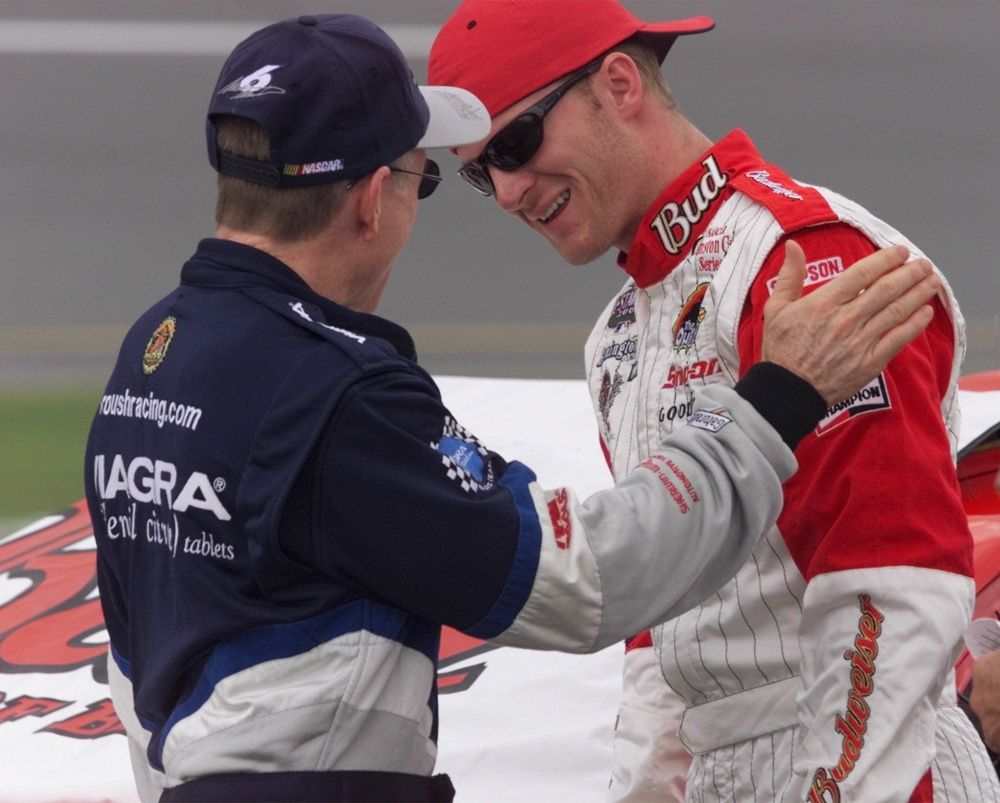 Mark Martin Drops 2-Word Salute to Dale Earnhardt Jr. & Co. After JR ...