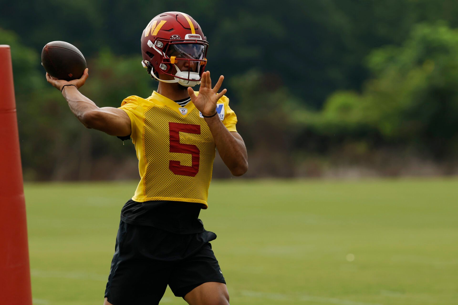 Commanders Predicted to Select 40-TD Playmaker in 2026 NFL Draft to ...