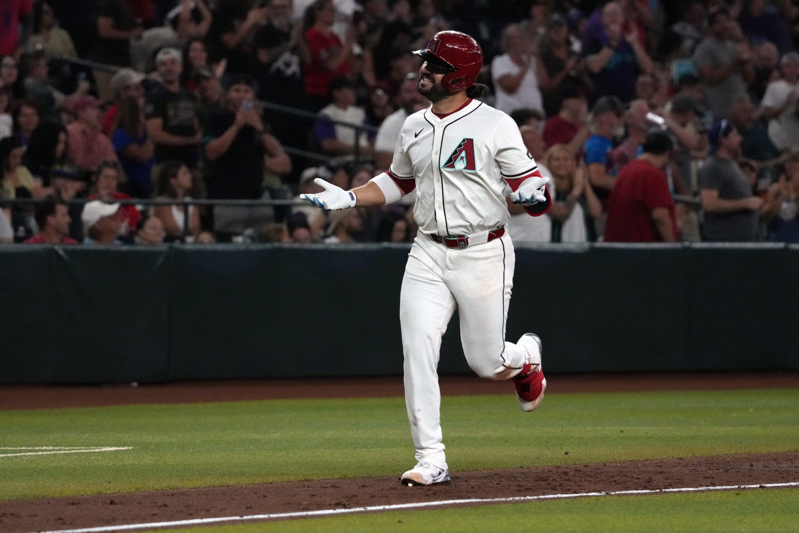 MLB Trade Deadline: Detroit Tigers Rush Up Timeline on Pulling Off Eugenio Suárez Trade