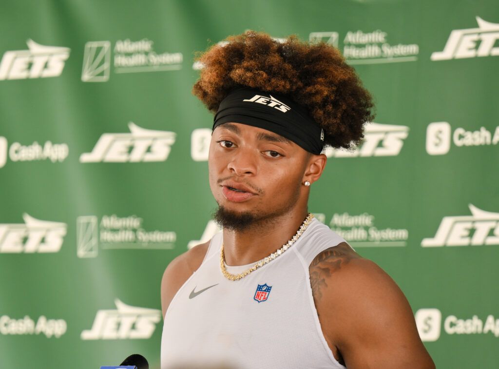 Who Are the Announcers in the Packers-Jets Preseason Game? A Look at ...