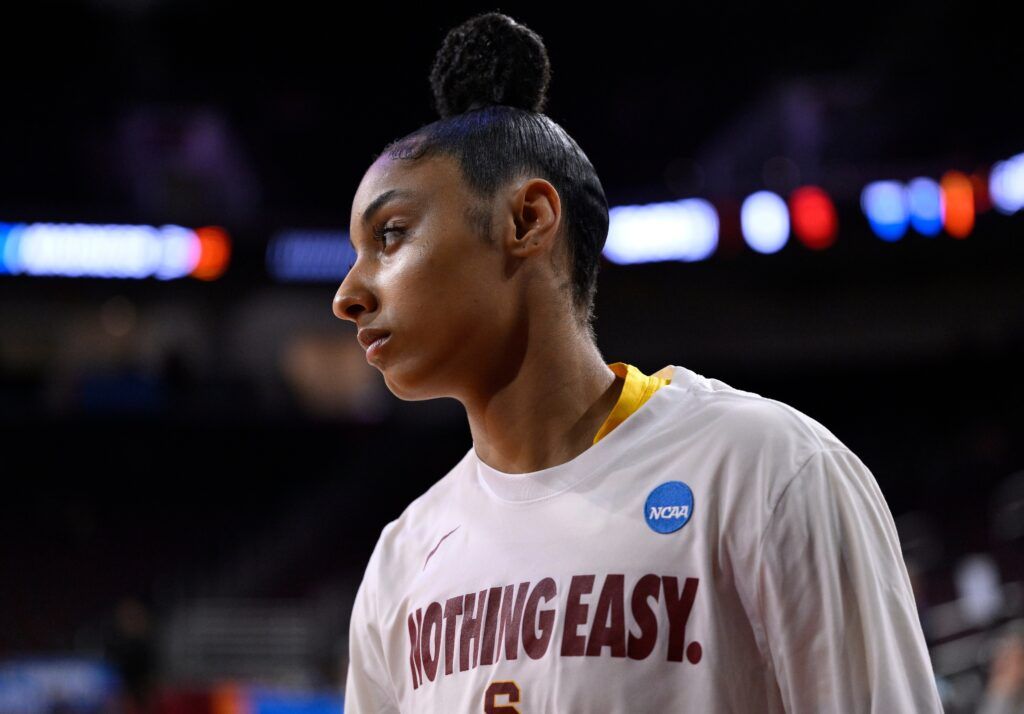 Saniyah Hall Signing May Backfire for USC As JuJu Watkins-Led System’s ...