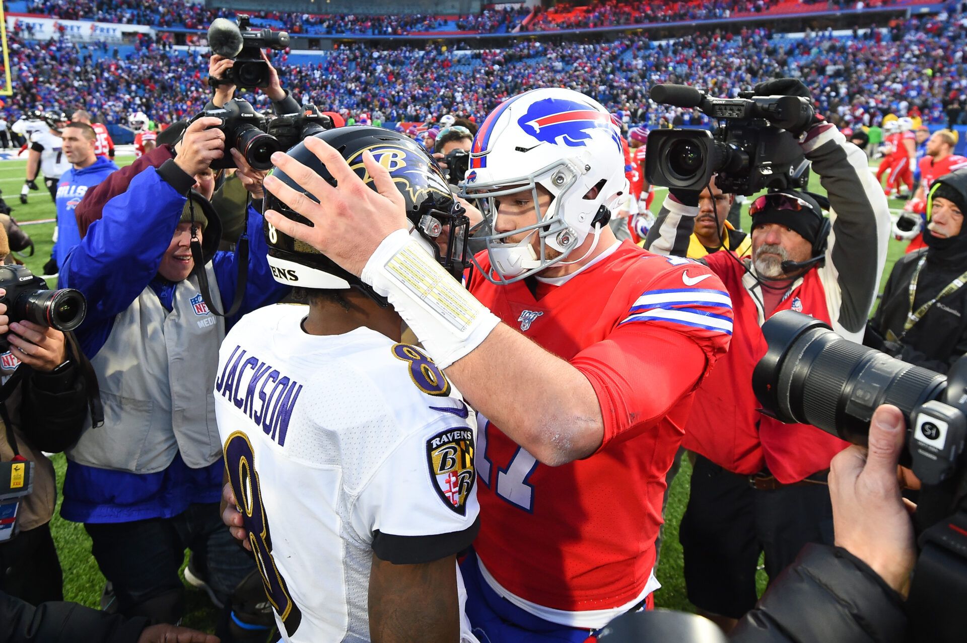Josh Allen or Lamar Jackson: Which Fantasy Quarterback Will Actually ...
