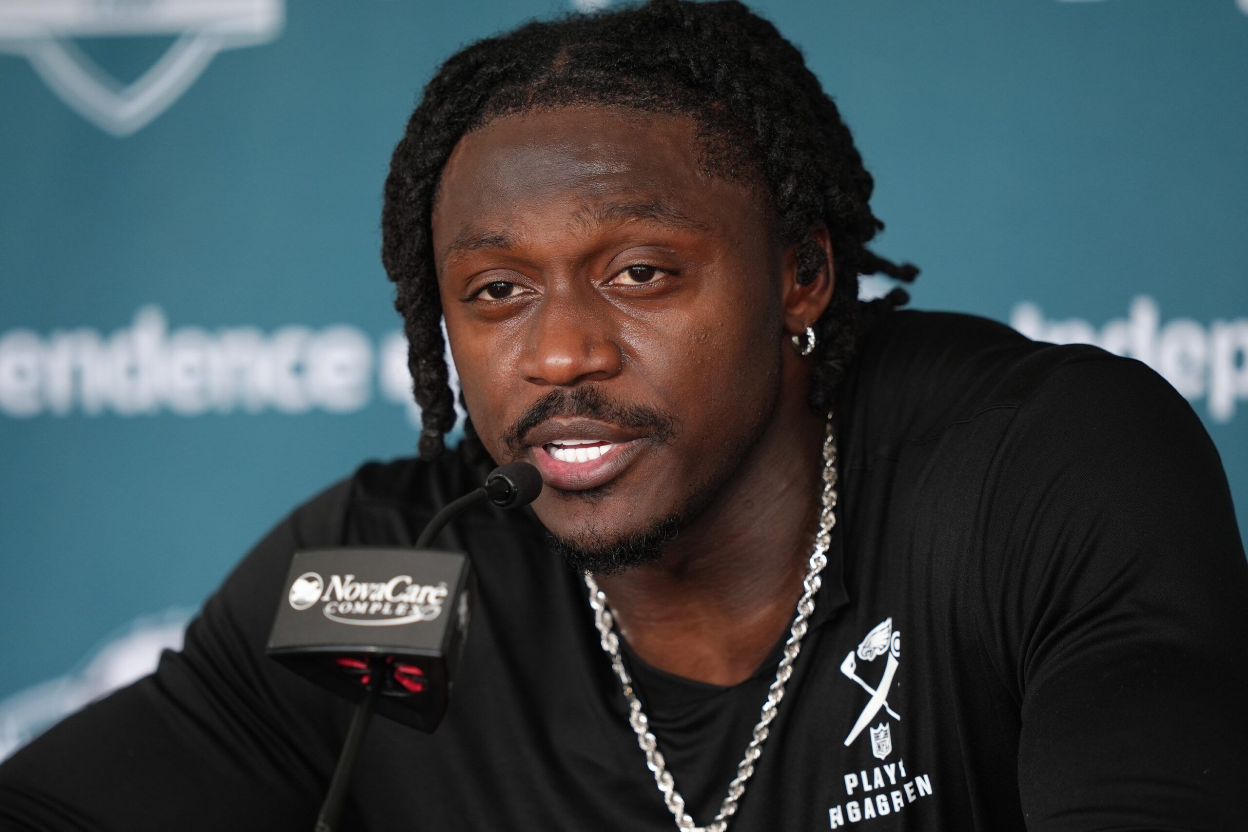 A.J. Brown Injury Update: NFL Insider Provides Latest Info on Eagles ...