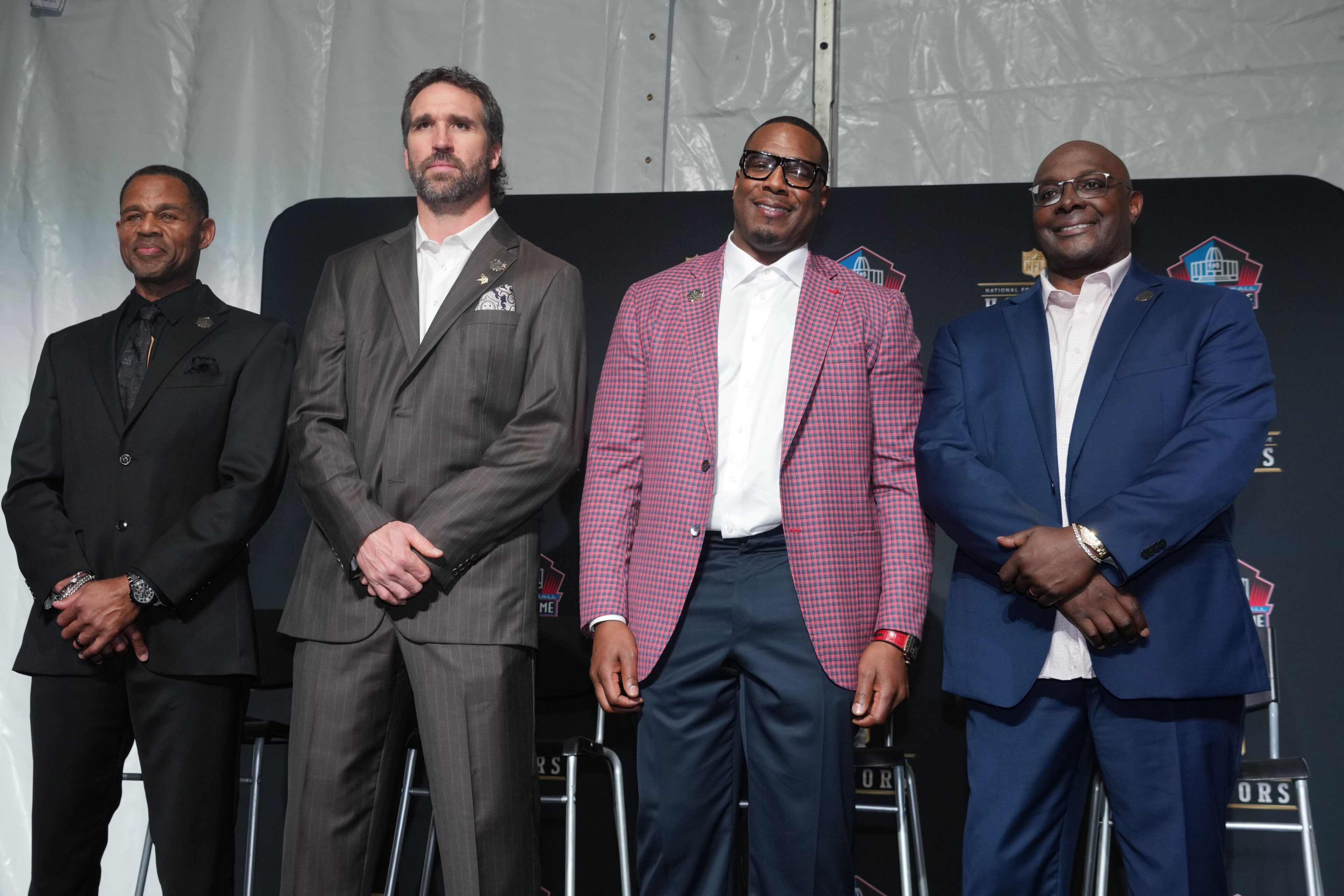 3-Time NFL MVP Brett Favre Pens Heartfelt Message to Sterling Sharpe ...