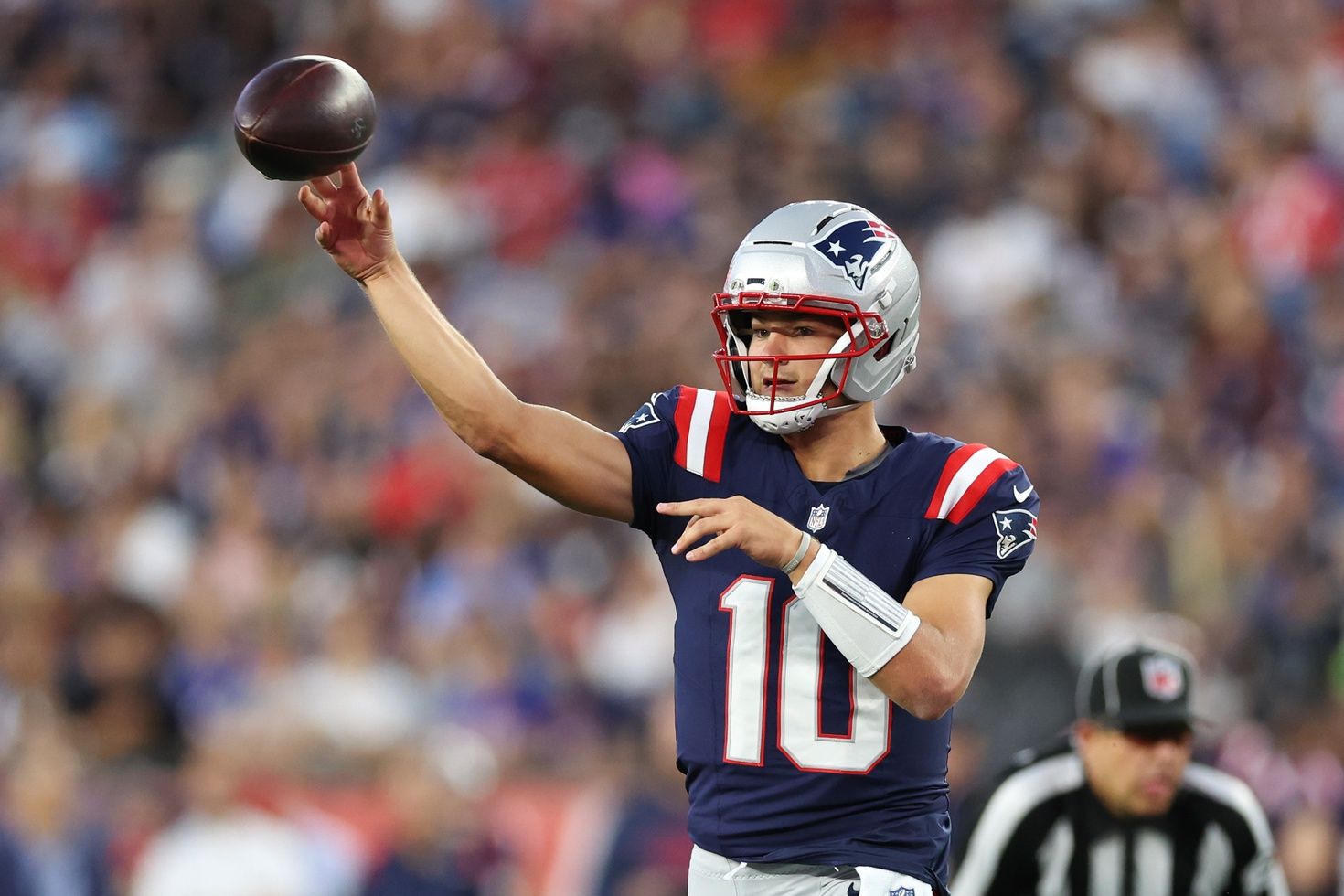 Fantasy Football QB Sleepers For 2025 Include Justin Fields and Drake Maye