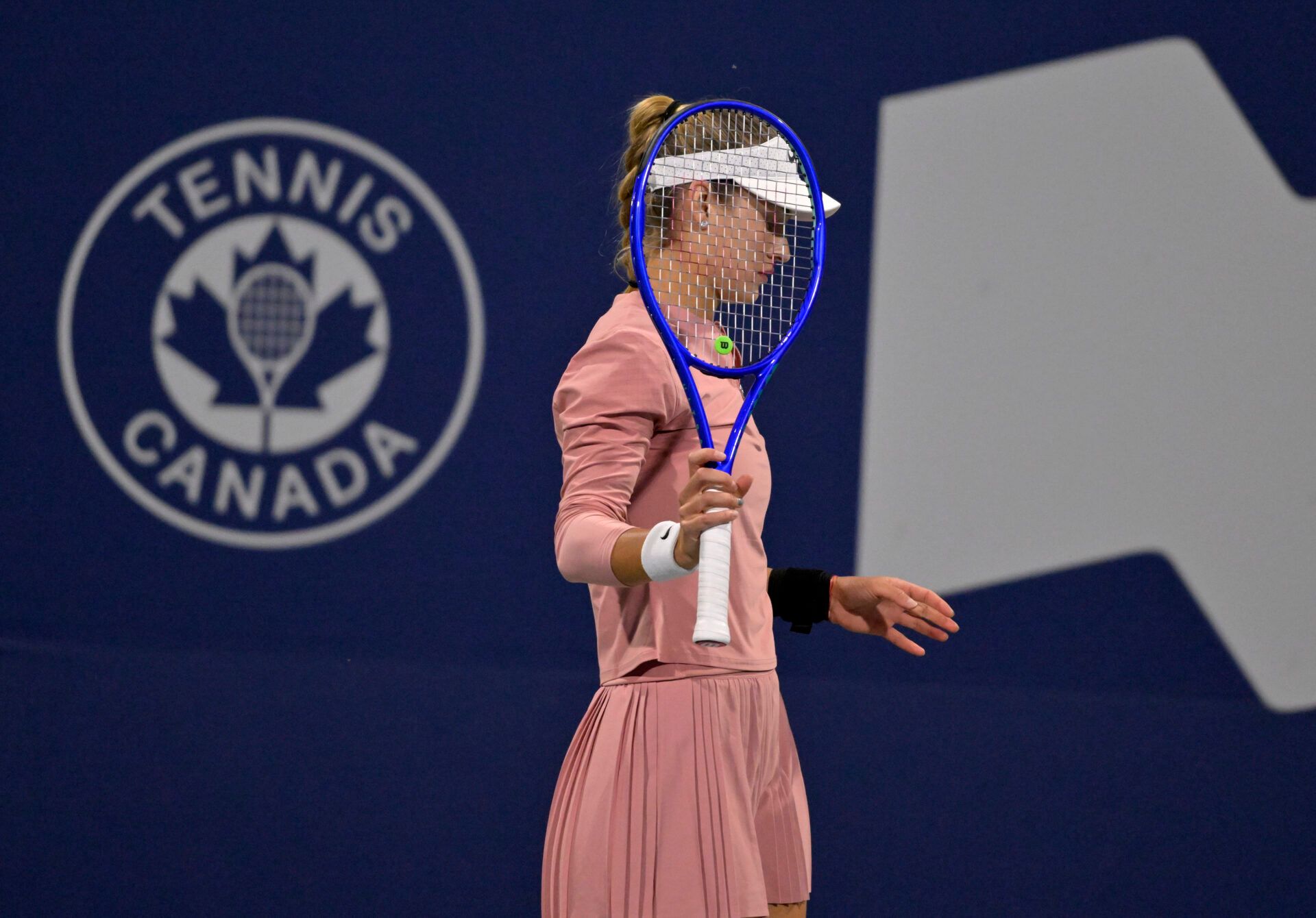 Iga Świątek's Opponent Anna Kalinskaya Lashes Out at WTA on 'Unfair ...