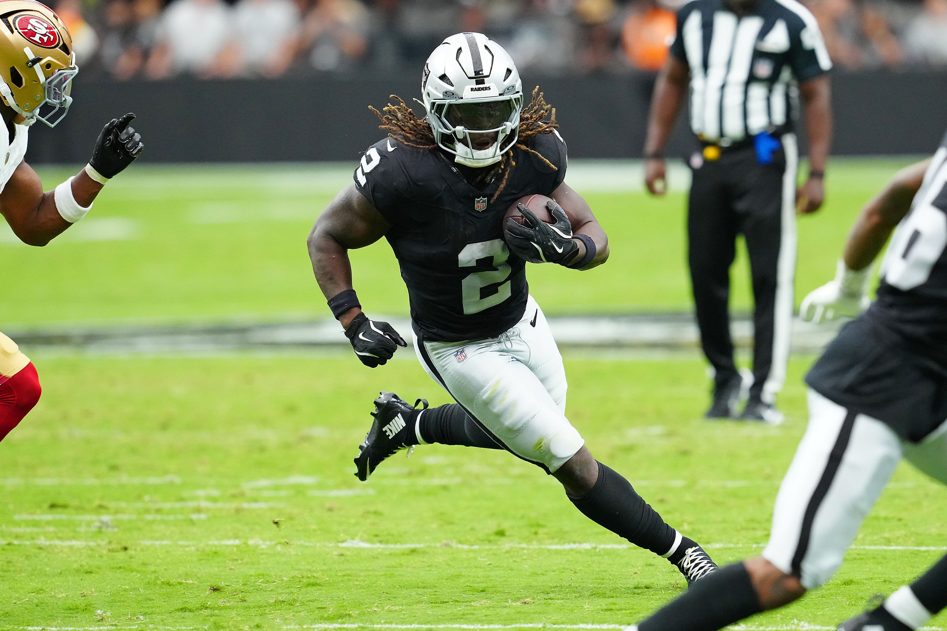 How Did Ashton Jeanty Play in Preseason Week 2? A Look at Raiders RB’s ...