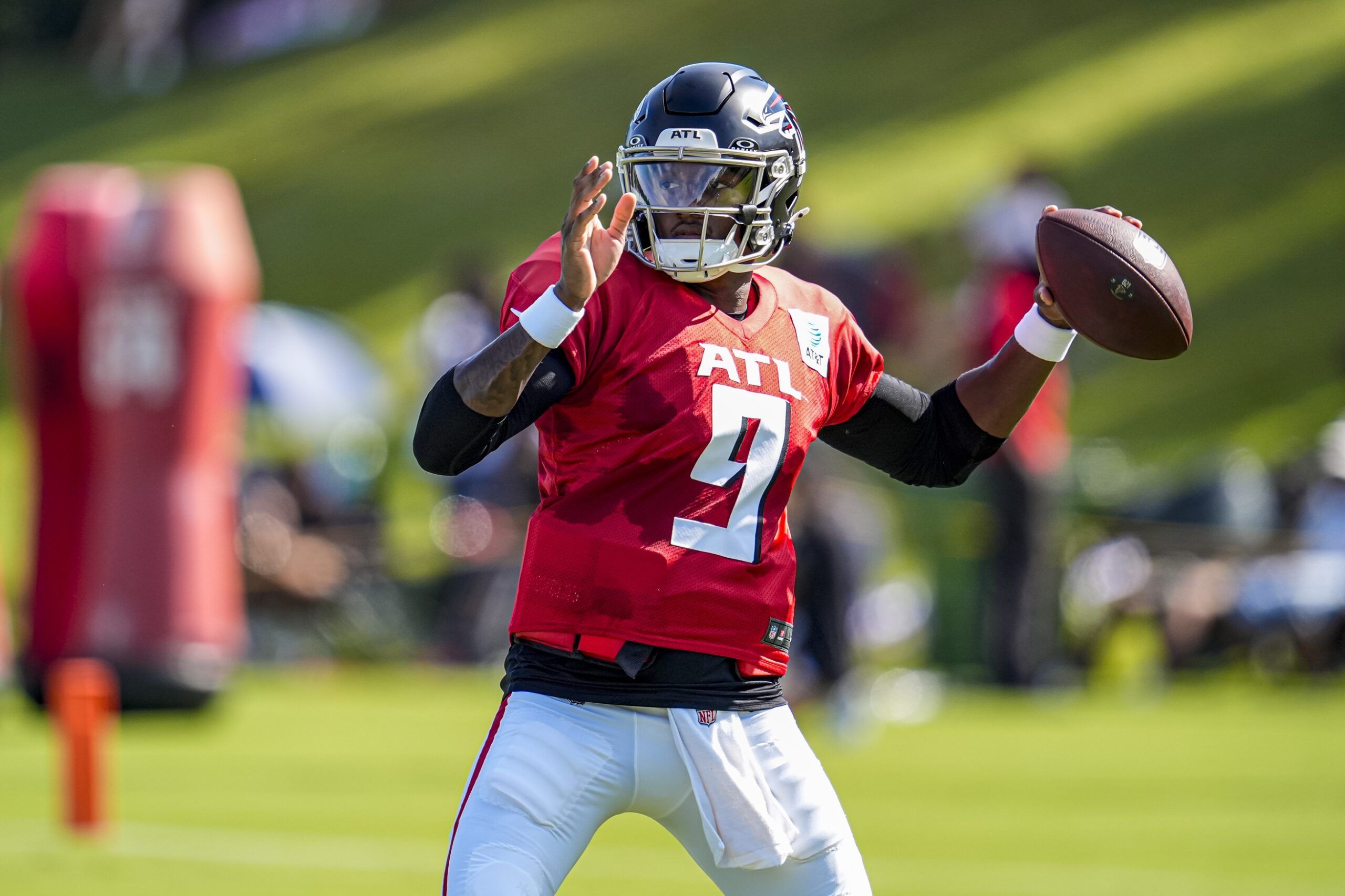 ‘What’d You Call Me?’ -- Falcons QB Michael Penix Jr. Confronts Fan at ...