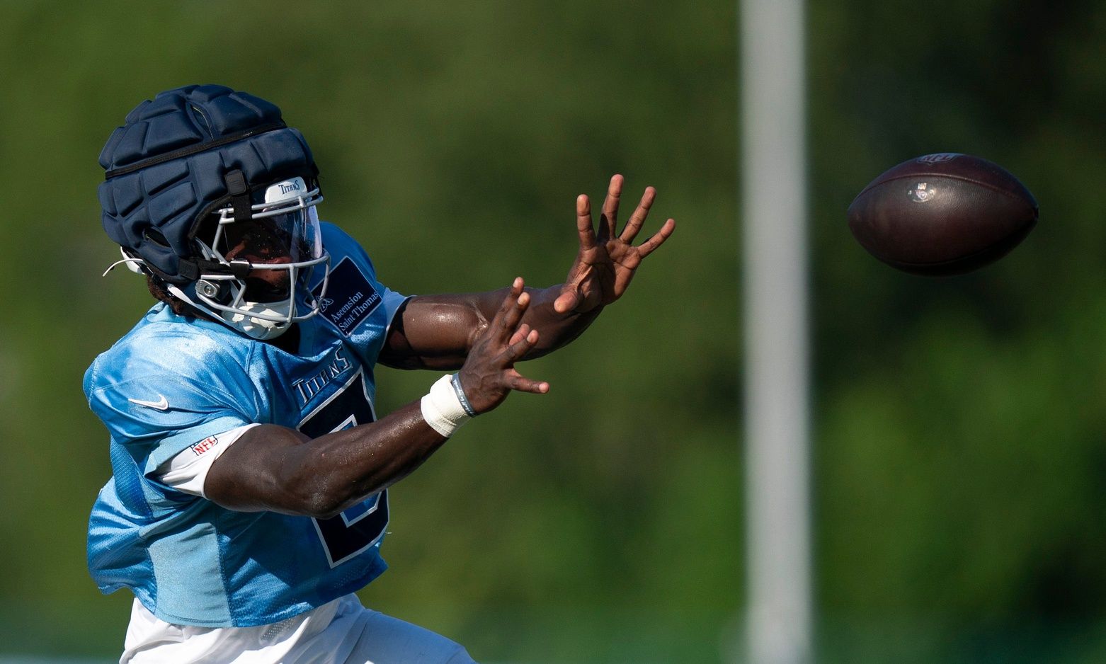 Titans RB Depth Chart: Who Will Step Up With Tyjae Spears Missing Multiple Games?