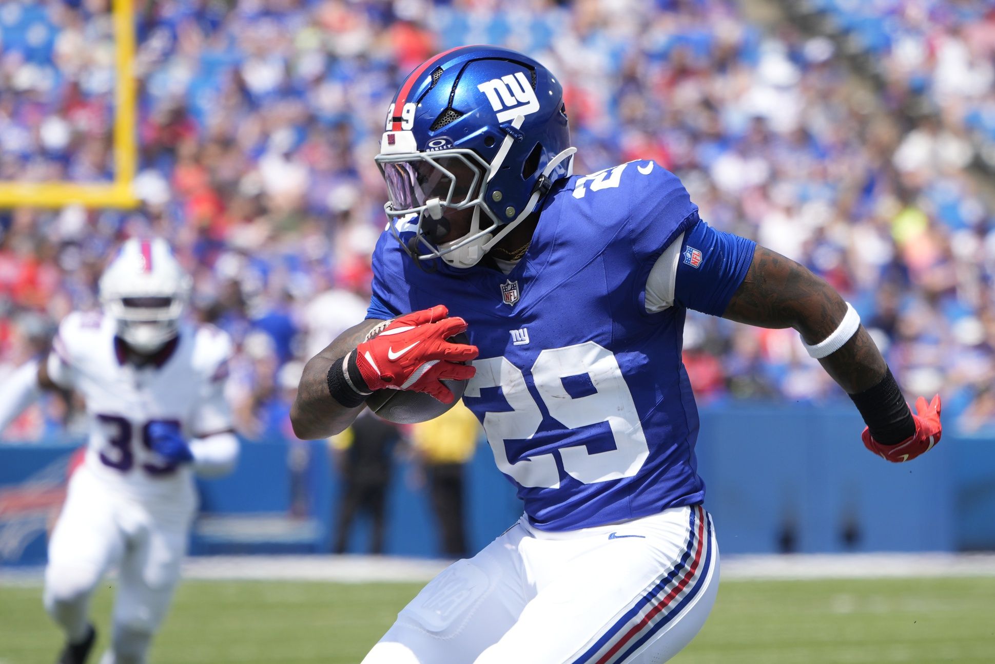 Tyrone Tracy Jr. or Cam Skattebo? Which Giants Running Back Will Be Better in Week 1?