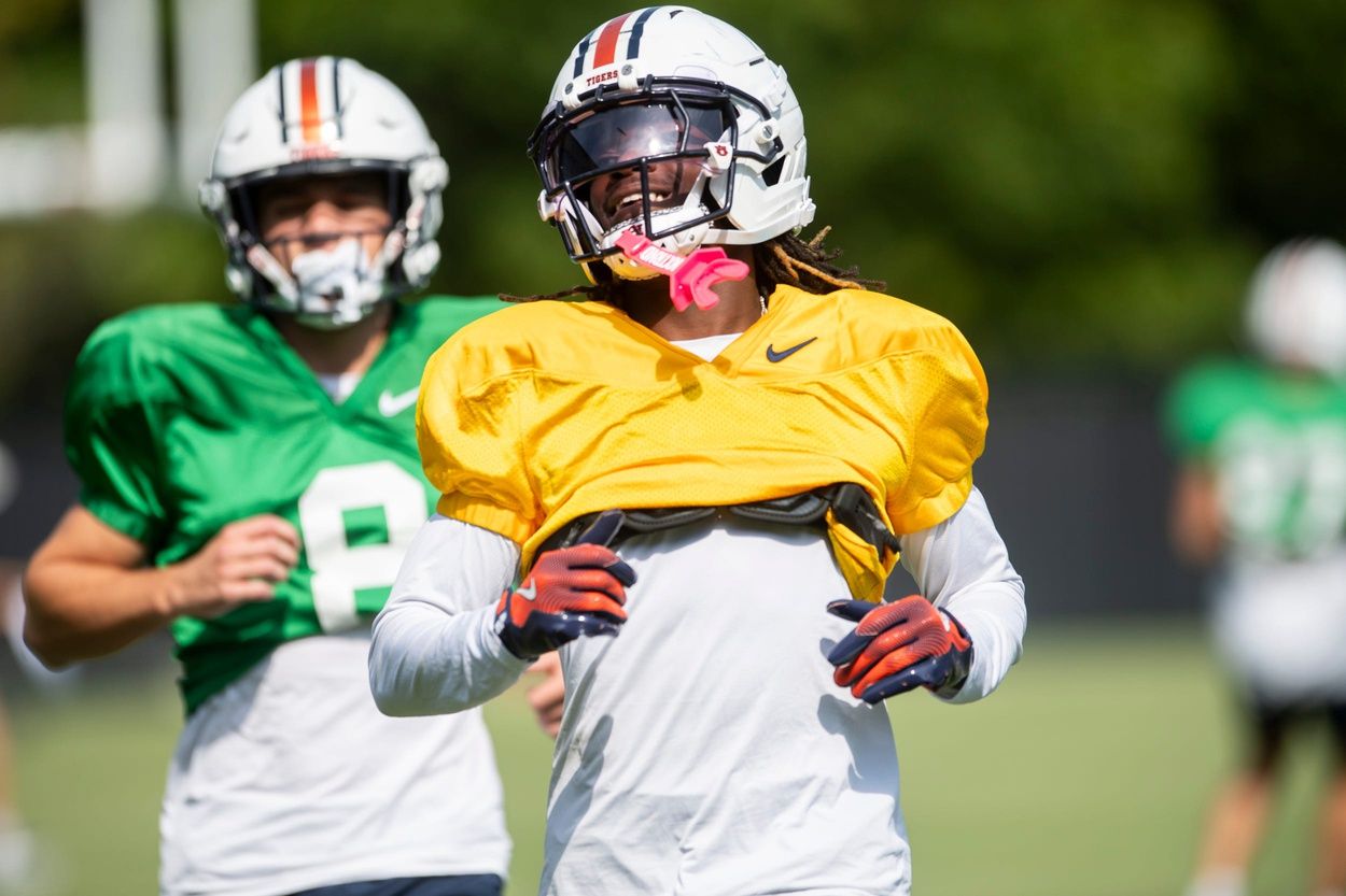Is Auburn WR Eric Singleton Jr. Playing With an Injury? The Latest ...