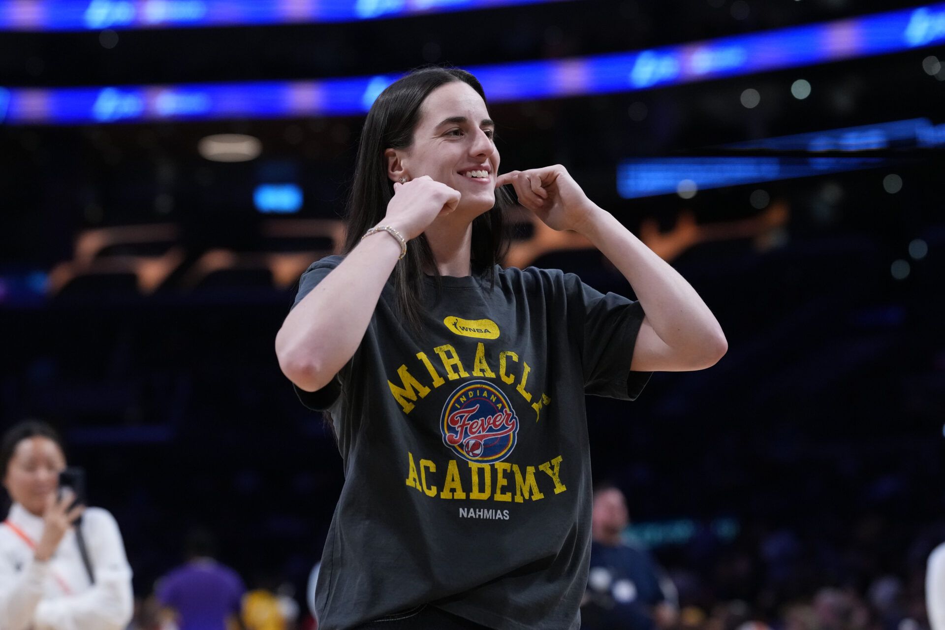 WNBA Icon Hits Back at Caitlin Clark Critics With Bold Comparison With ...
