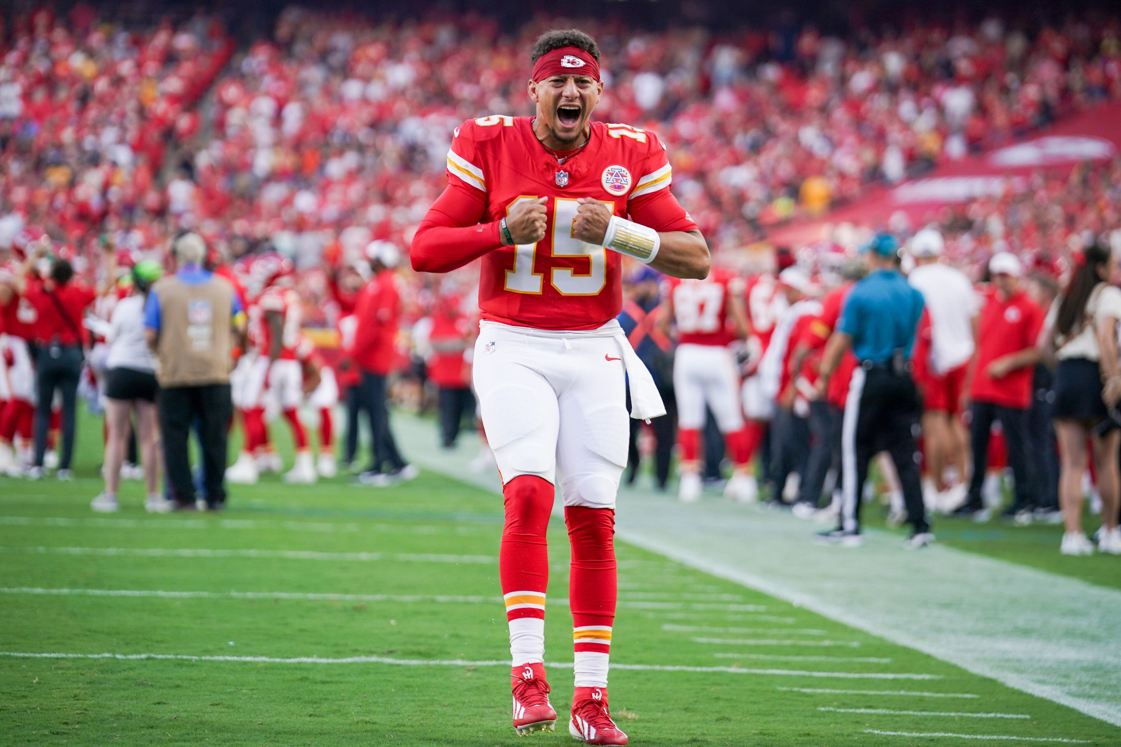 Kansas City Chiefs Start-Sit: Week 1 Fantasy Advice for Patrick Mahomes ...