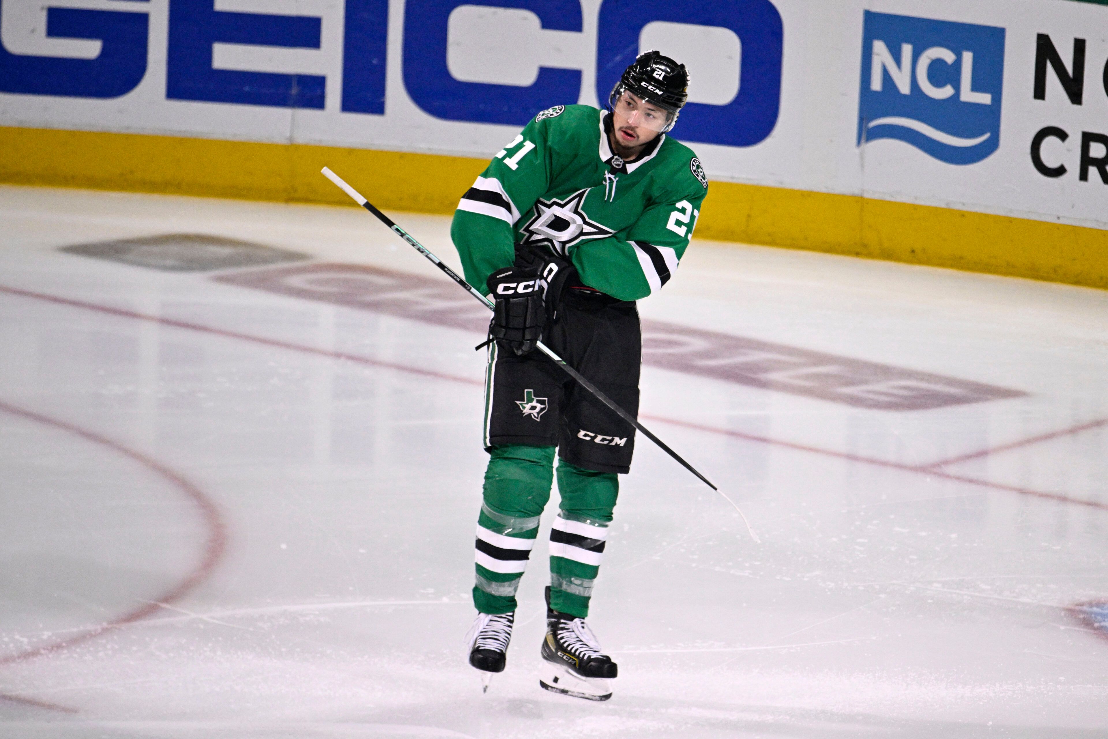 Insider Reveals Exactly When Dallas Stars Forward Jason Robertson’s ...
