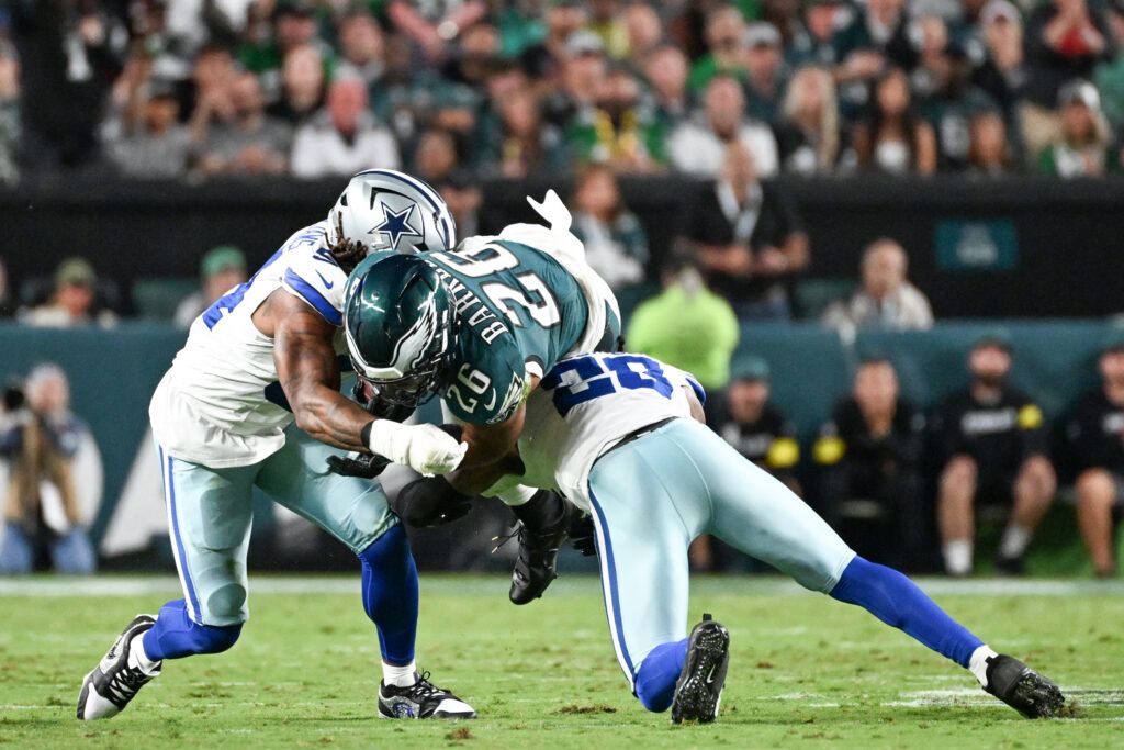 'Huge Missed Call' -- Frustrated Cowboys Fans Call Out Refs After ...