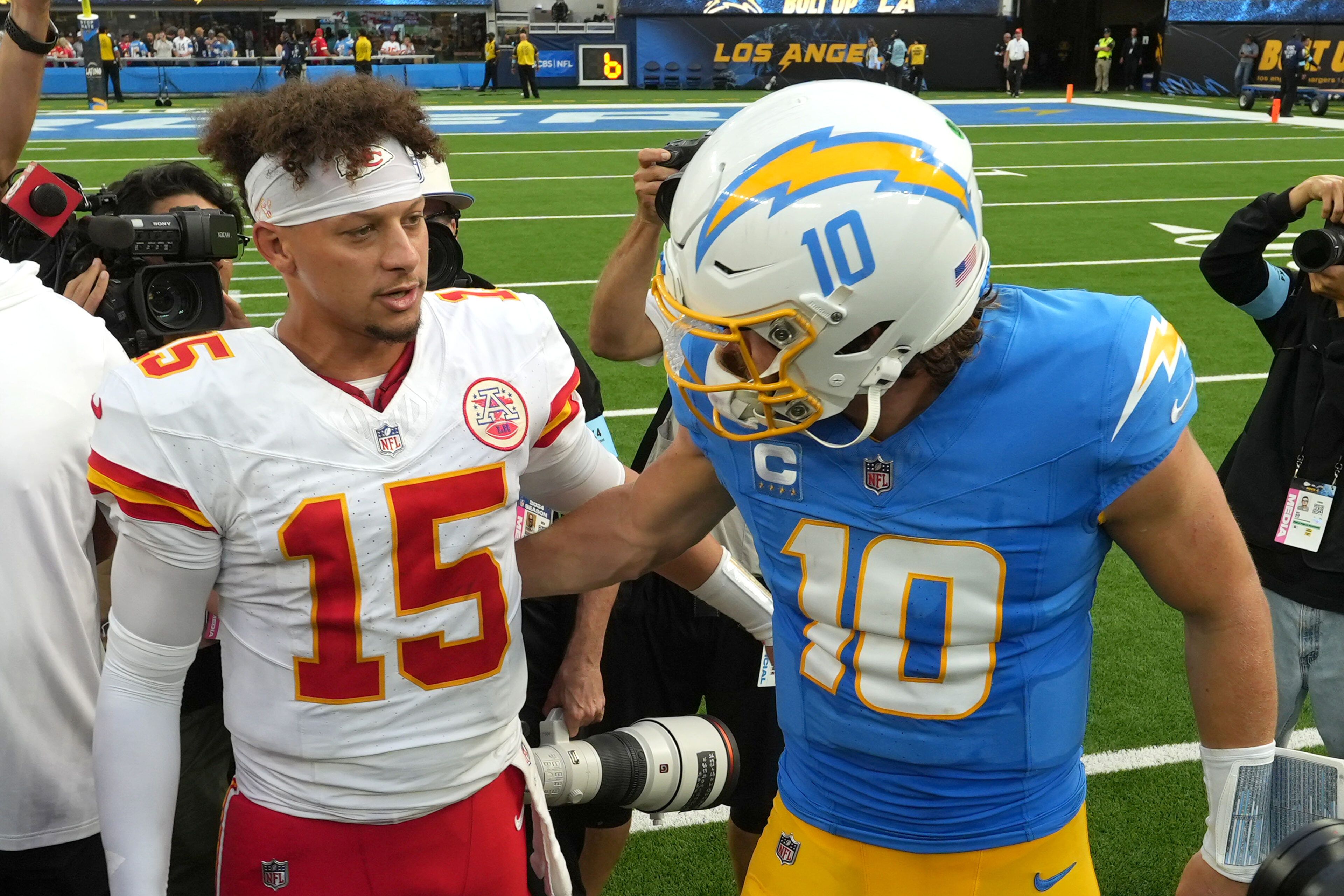 How To Listen to Chiefs-Chargers in Week 1? Radio Stations, Date, Time ...