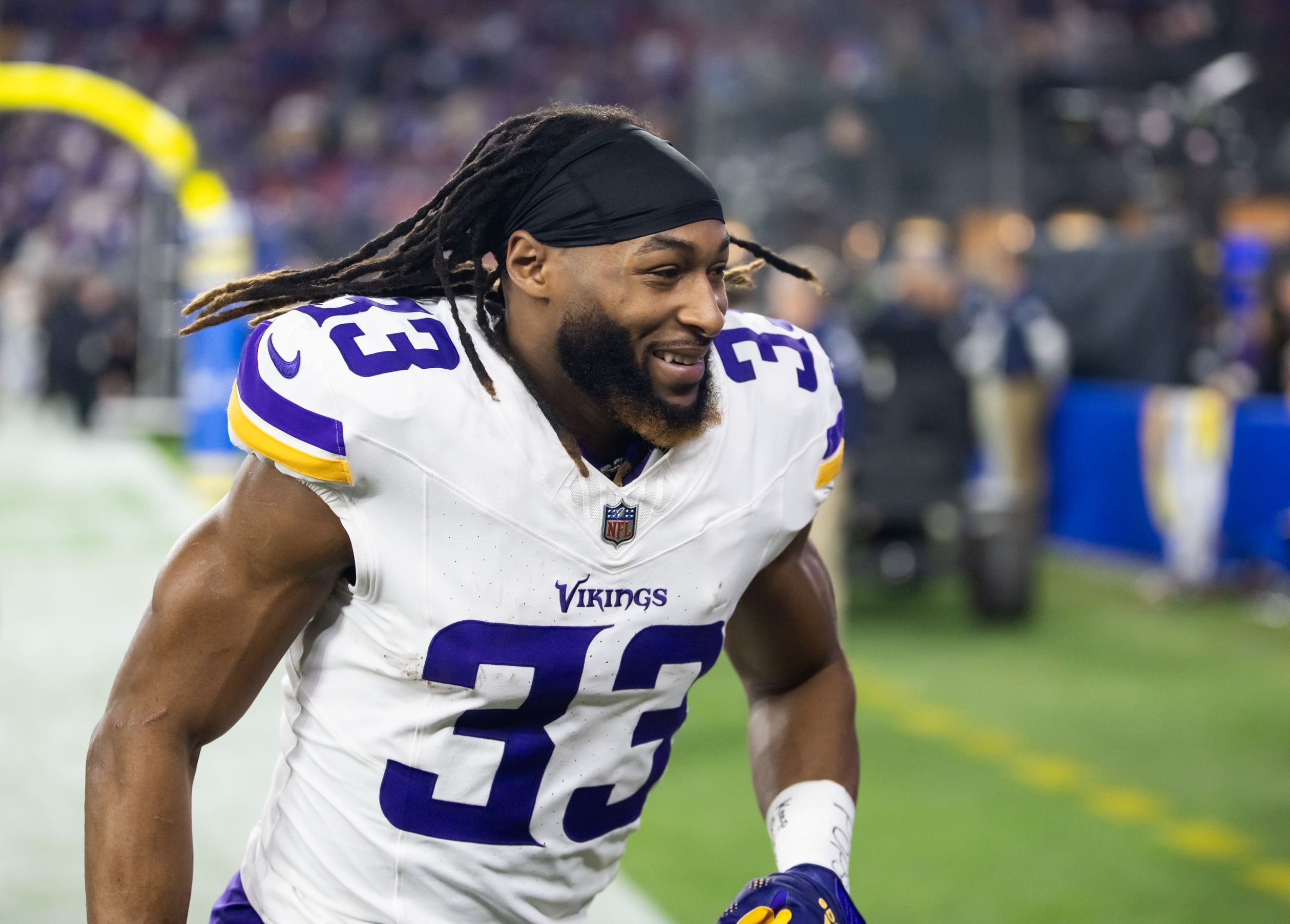 Should You Start Minnesota Vikings RBs Aaron Jones or Jordan Mason in ...