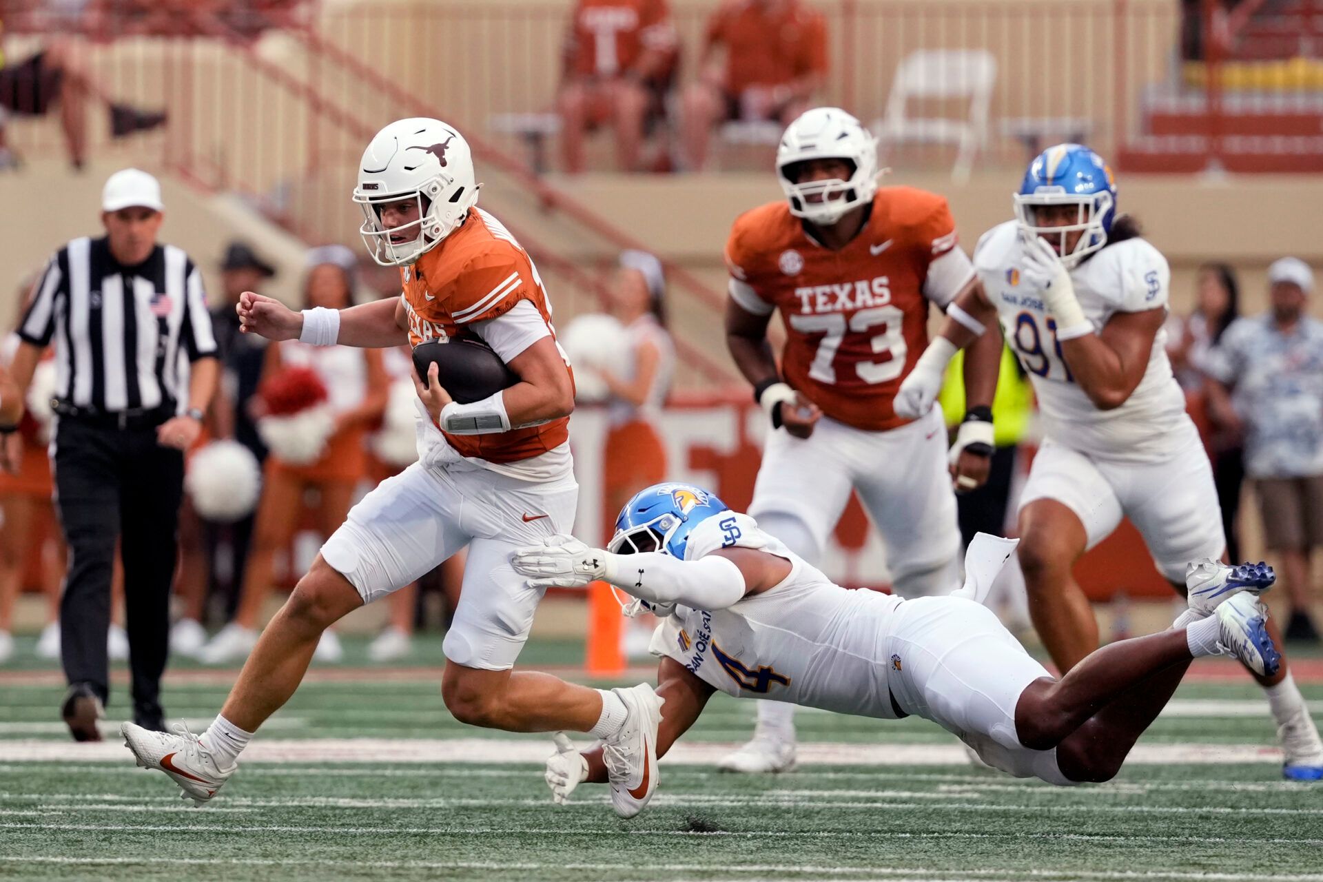 What is Wrong With Arch Manning's Arm? Decoding Texas QB's Mechanical ...