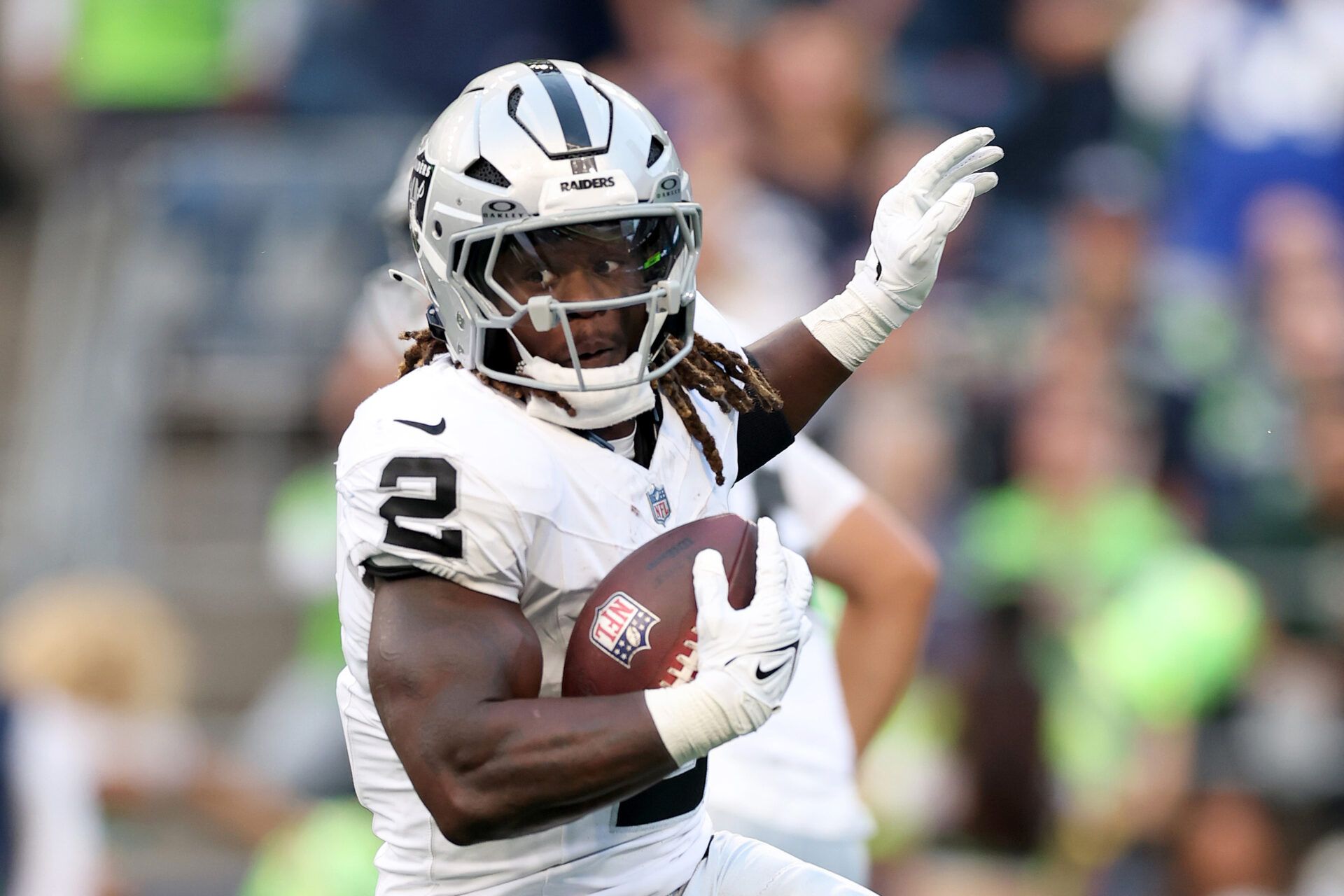 Las Vegas Raiders Start-Sit: Week 1 Fantasy Advice for Ashton Jeanty ...