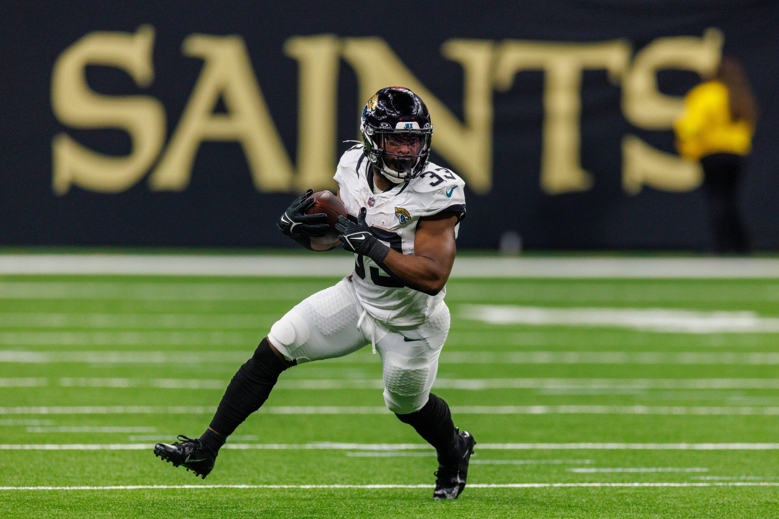 Is Bhayshul Tuten Hurt? Breaking Down Why LeQuint Allen Jr. Is Playing Ahead of the Jaguars RB