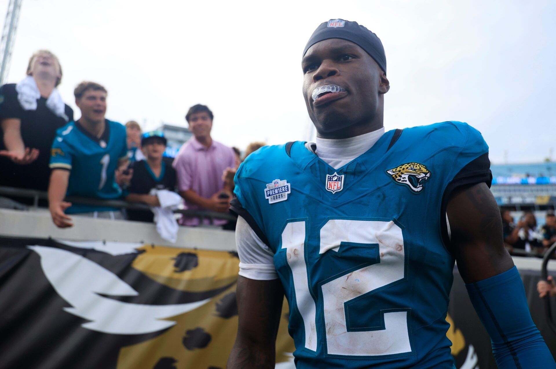 How Did Travis Hunter Play Today? Stats and Highlights From the Jaguars Rookie's NFL Debut vs ...