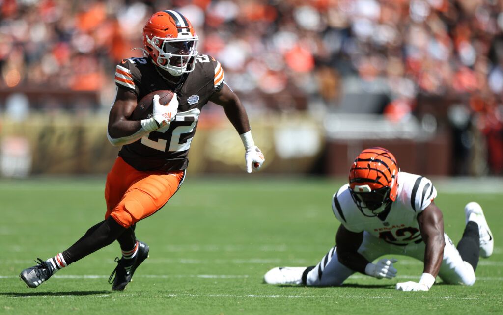 Fantasy Football Waiver Wire RB Targets For Week 2 Highlighted by Browns' Dylan Sampson