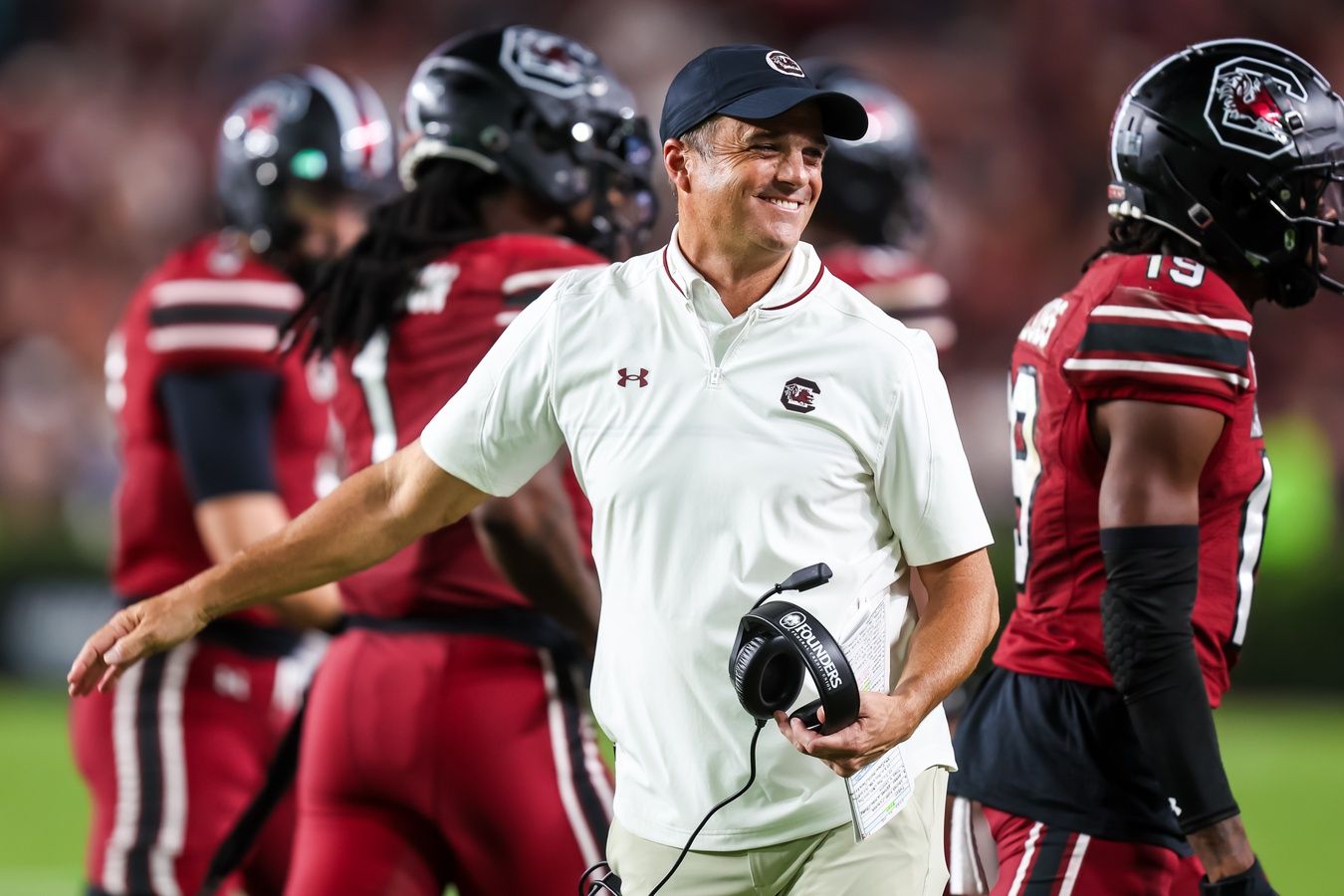 South Carolina HC Shane Beamer Issues LaNorris Sellers Challenge As He ...