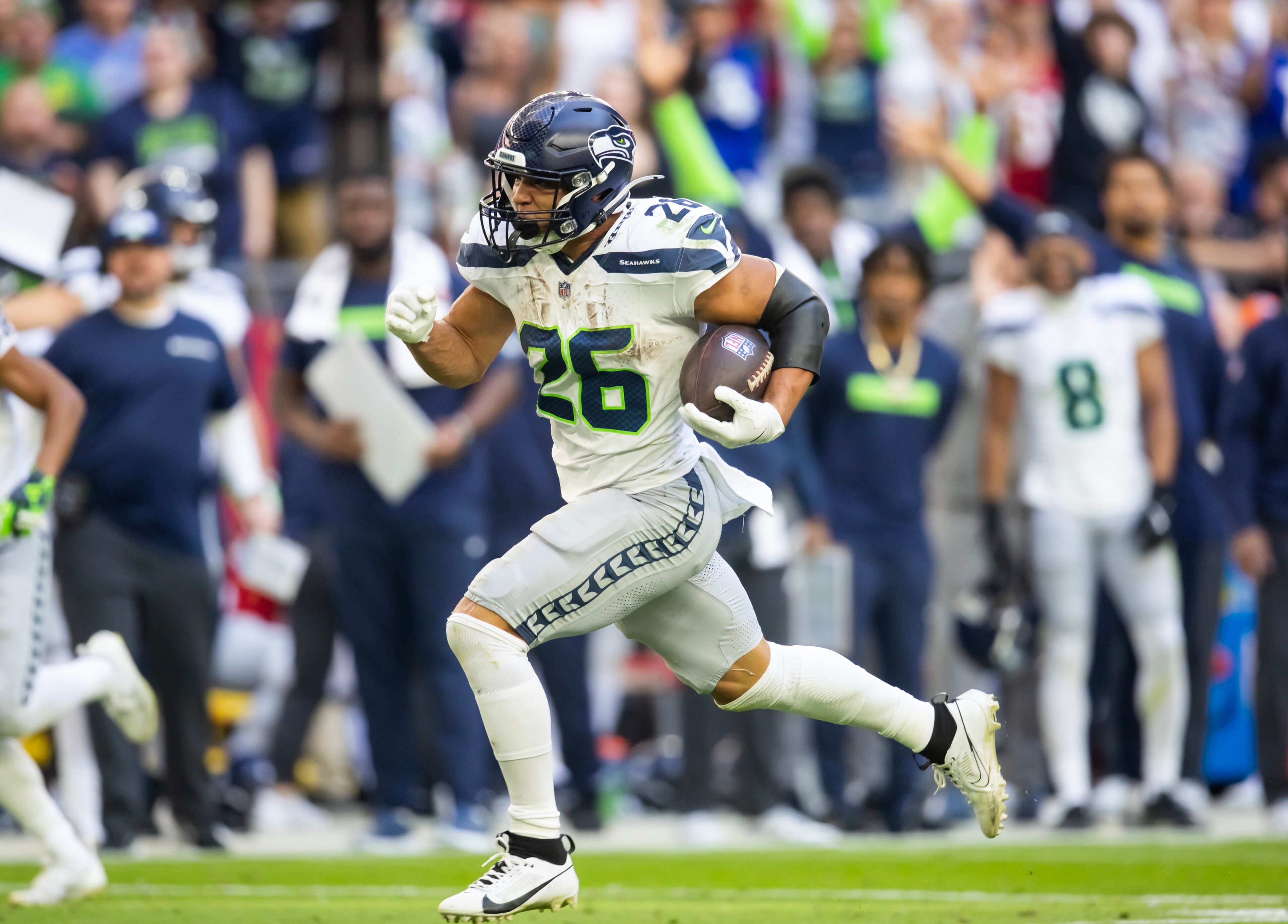 Seattle Seahawks’ Zach Charbonnet Outpaces Kenneth Walker III in ...