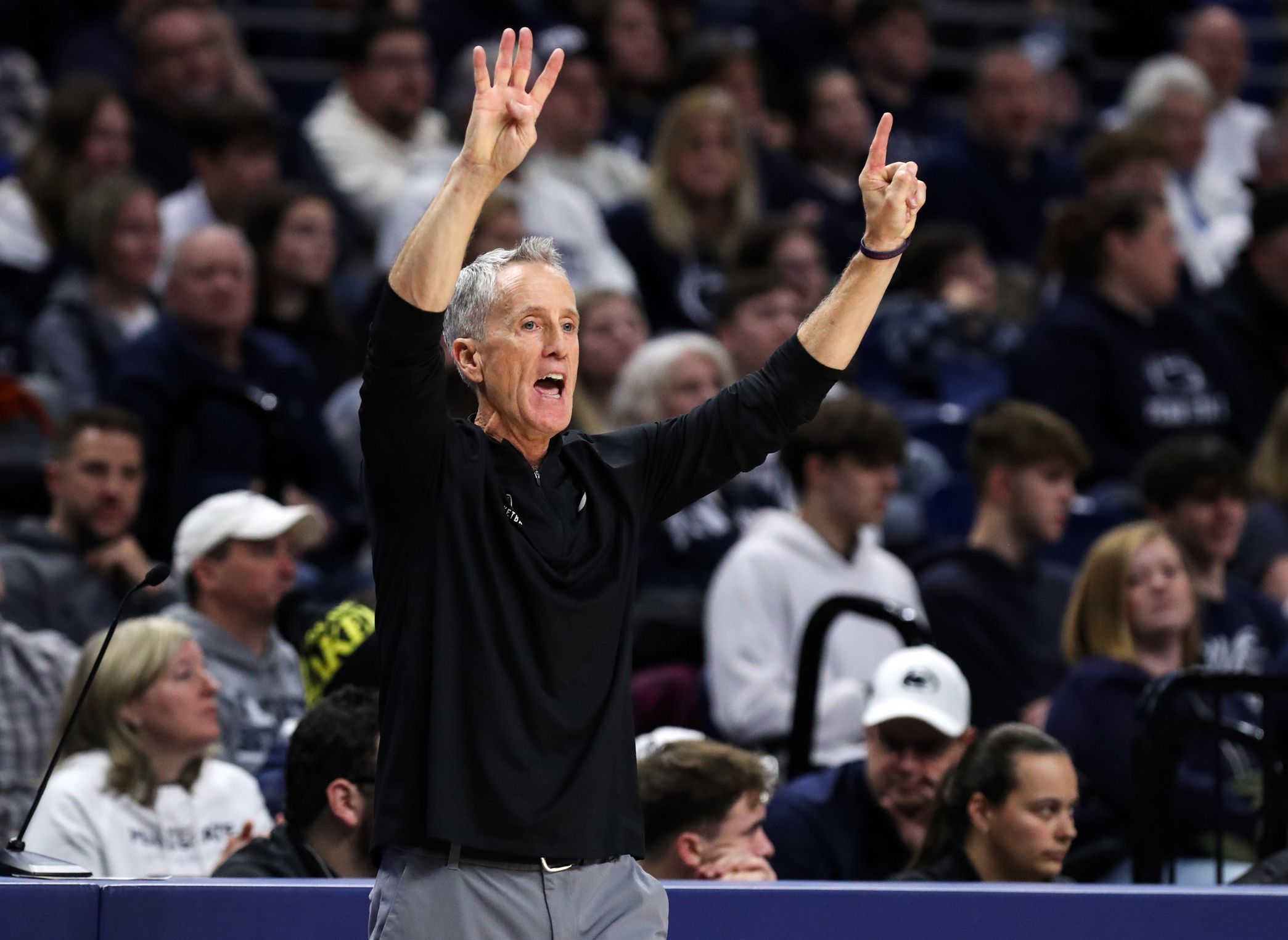 After Billy Lange’s Knicks Move, Saint Joseph’s Names New Successor ...