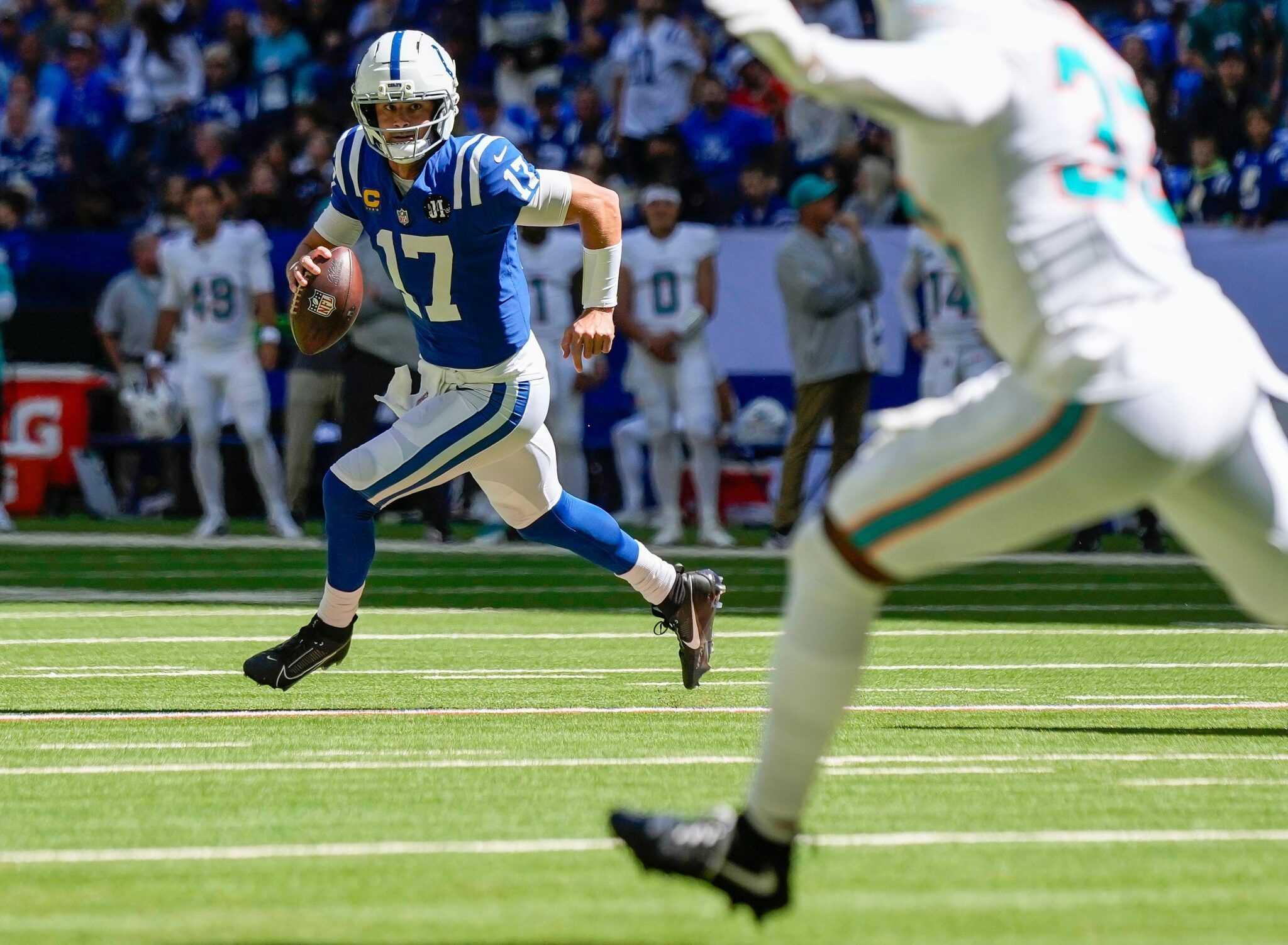 How Daniel Jones Shockingly Outperformed Peyton Manning, Andrew Luck in ...