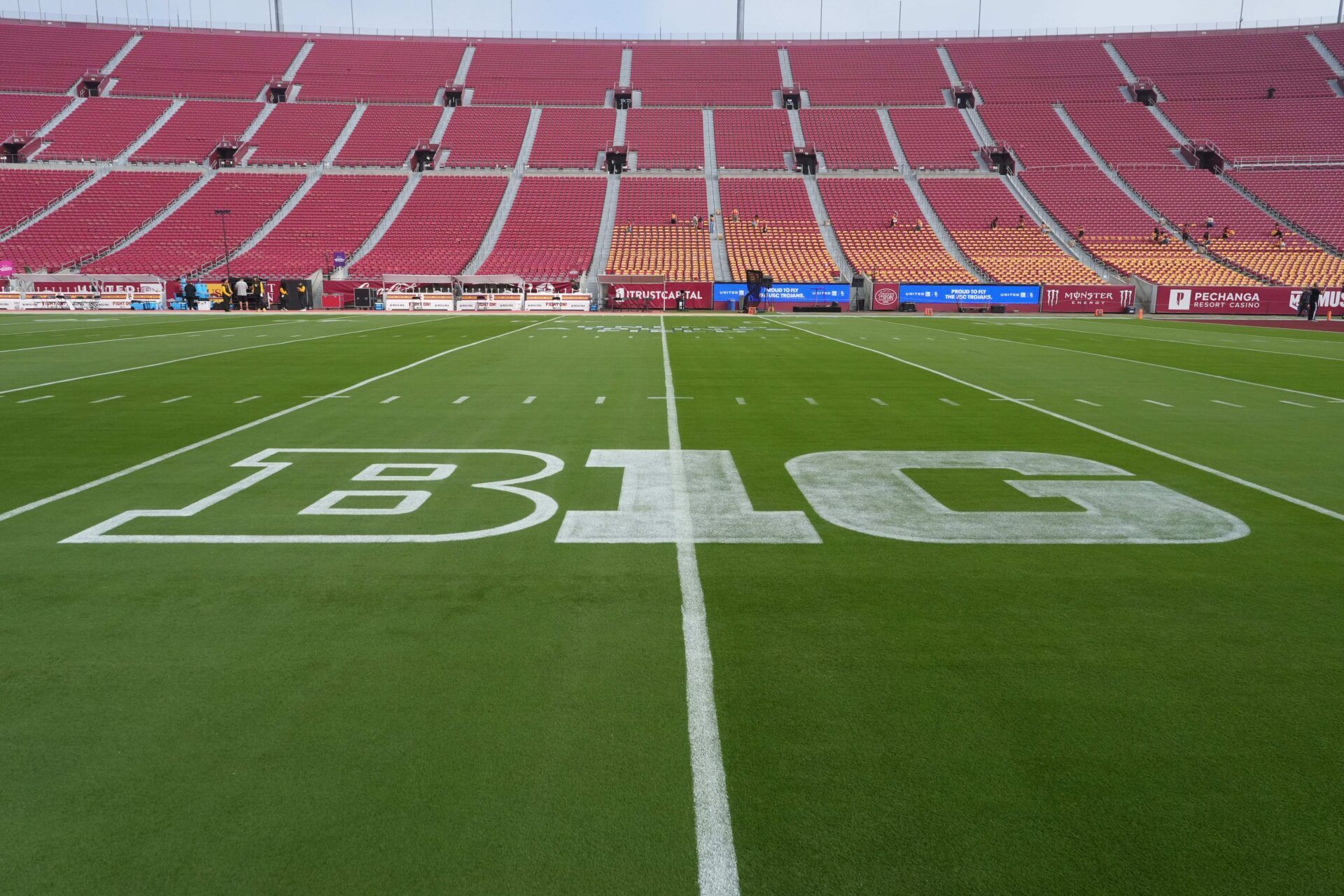 Major Big Ten College Football Game on Saturday Faces Delay Due to ...