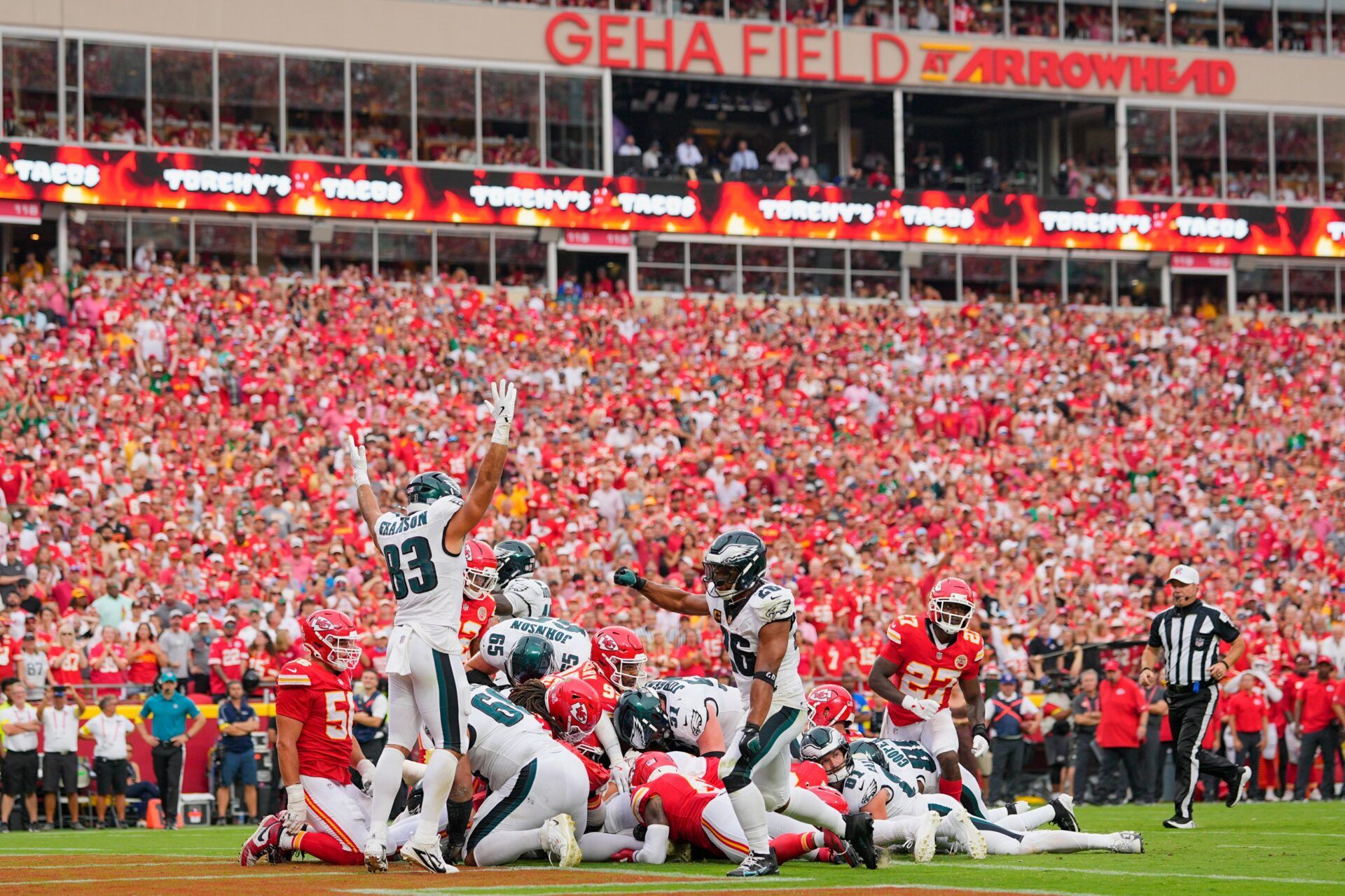 ‘Refs Helping the Eagles’ -- NFL Fans Bash Officiating After ...