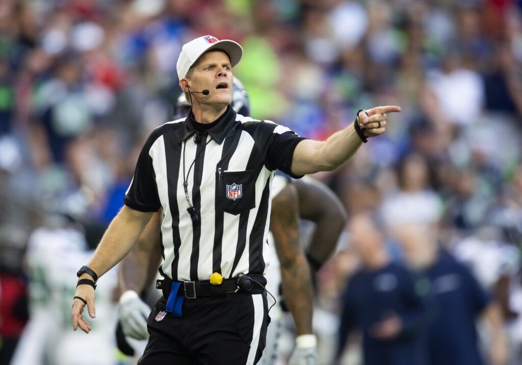 Who Are the Referees in the Raiders-Chargers? Get to Know the Refs for ...