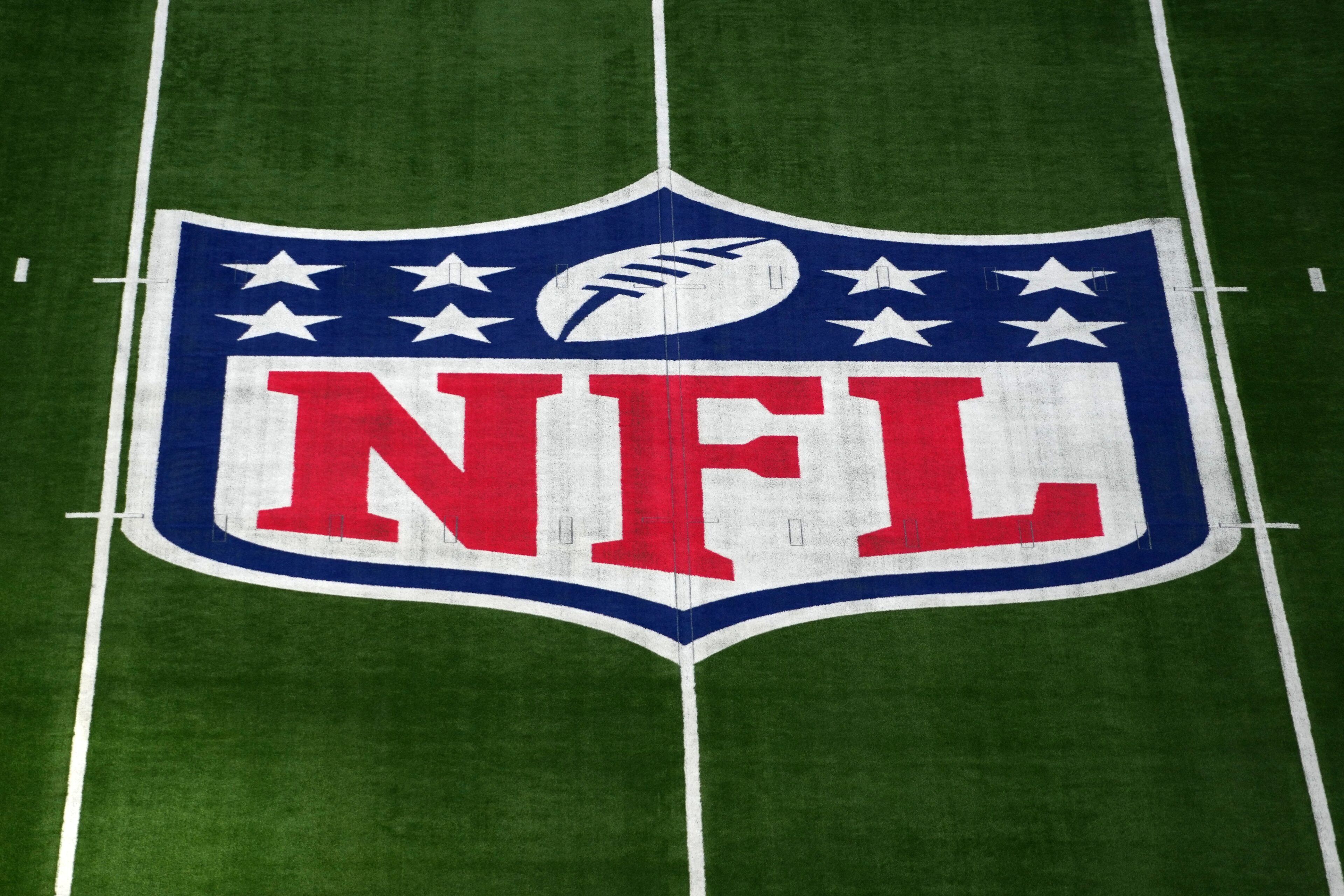 Who Are the Bills-Dolphins Announcers? A Look at Amazon Prime Video's ...