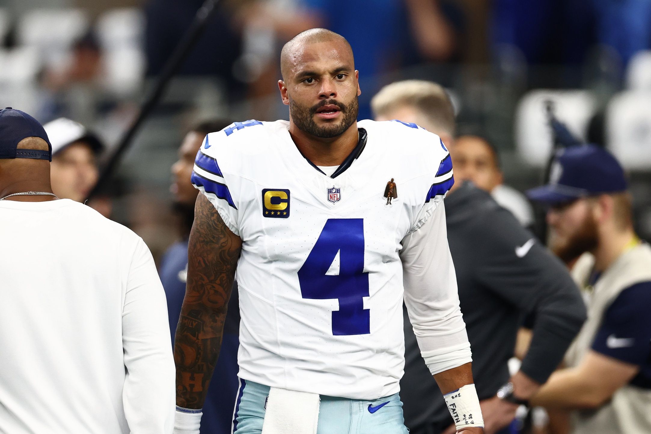 What Happened to Dak Prescott? Joe Milton Enters Game for Cowboys Late ...