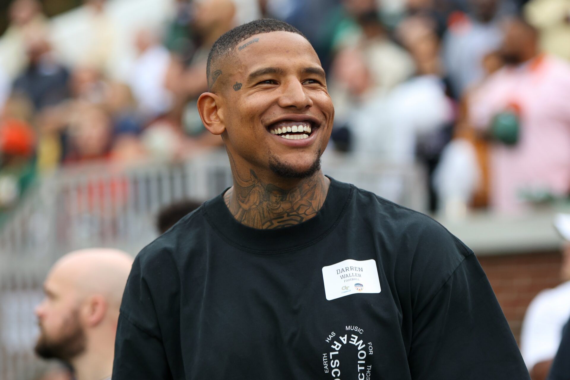 Dolphins HC Mike McDaniel Announces Decision on Darren Waller for Week 4